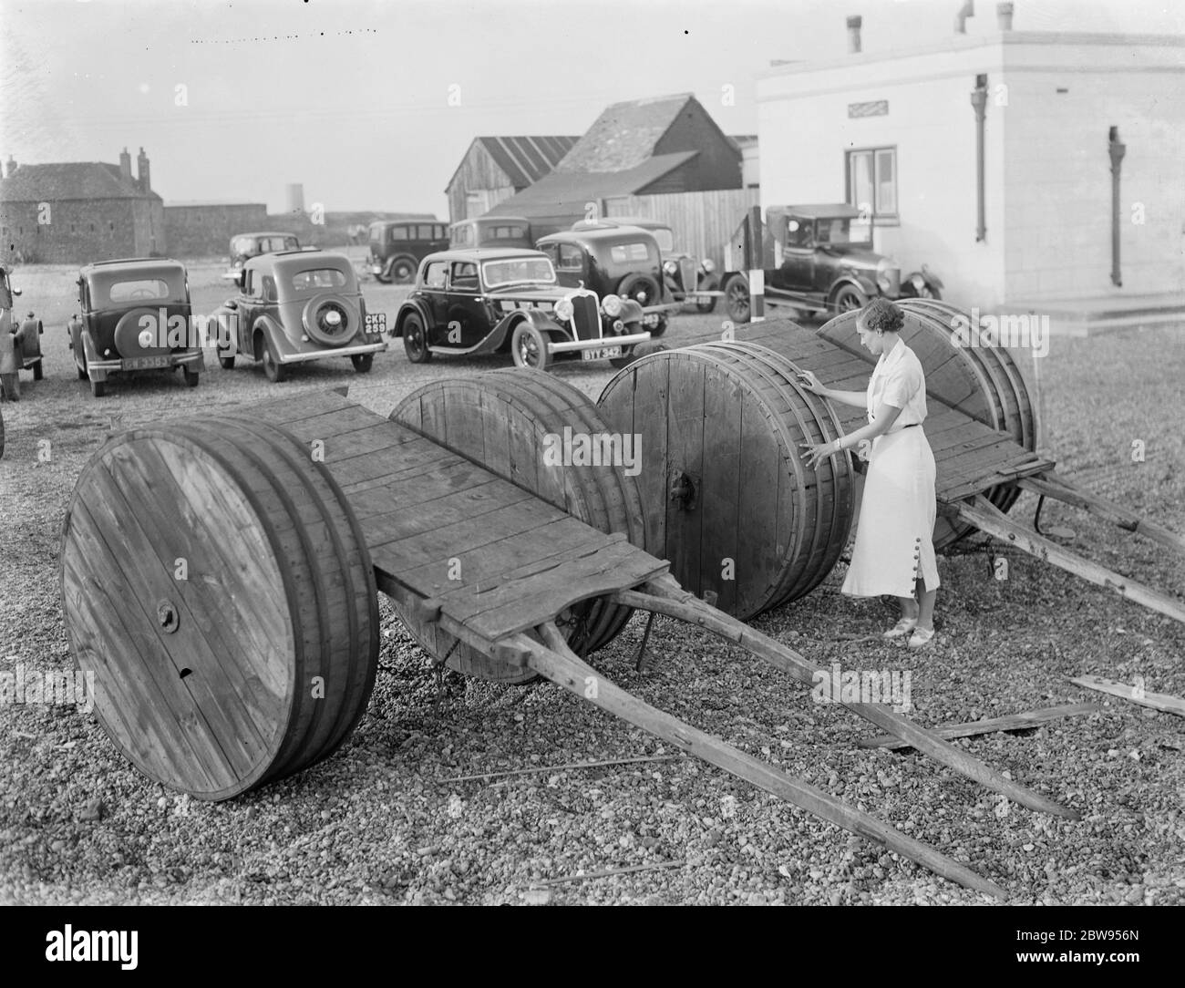 Archival carts hi-res stock photography and images - Alamy