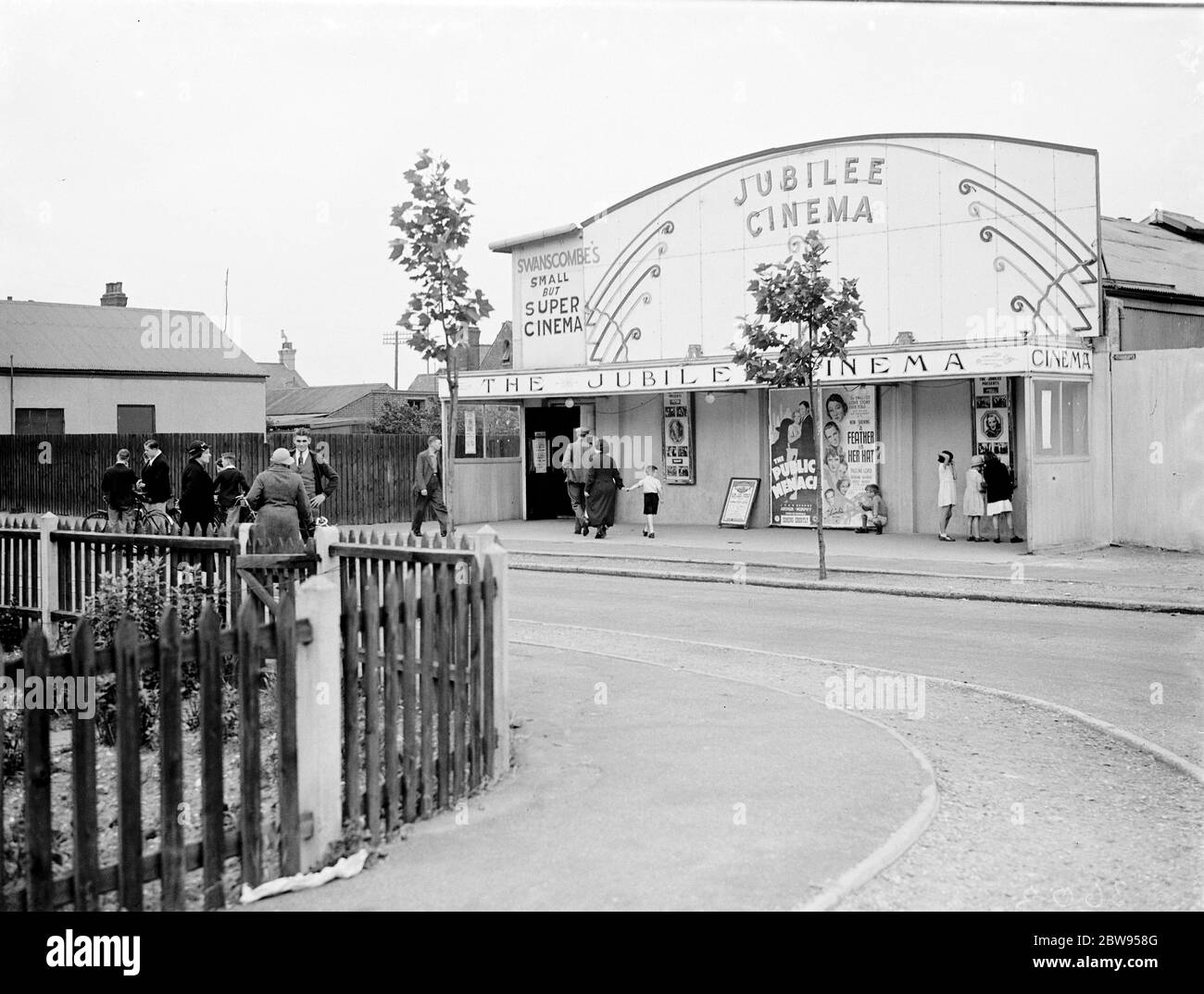 Swanscombe Black and White Stock Photos & Images - Alamy