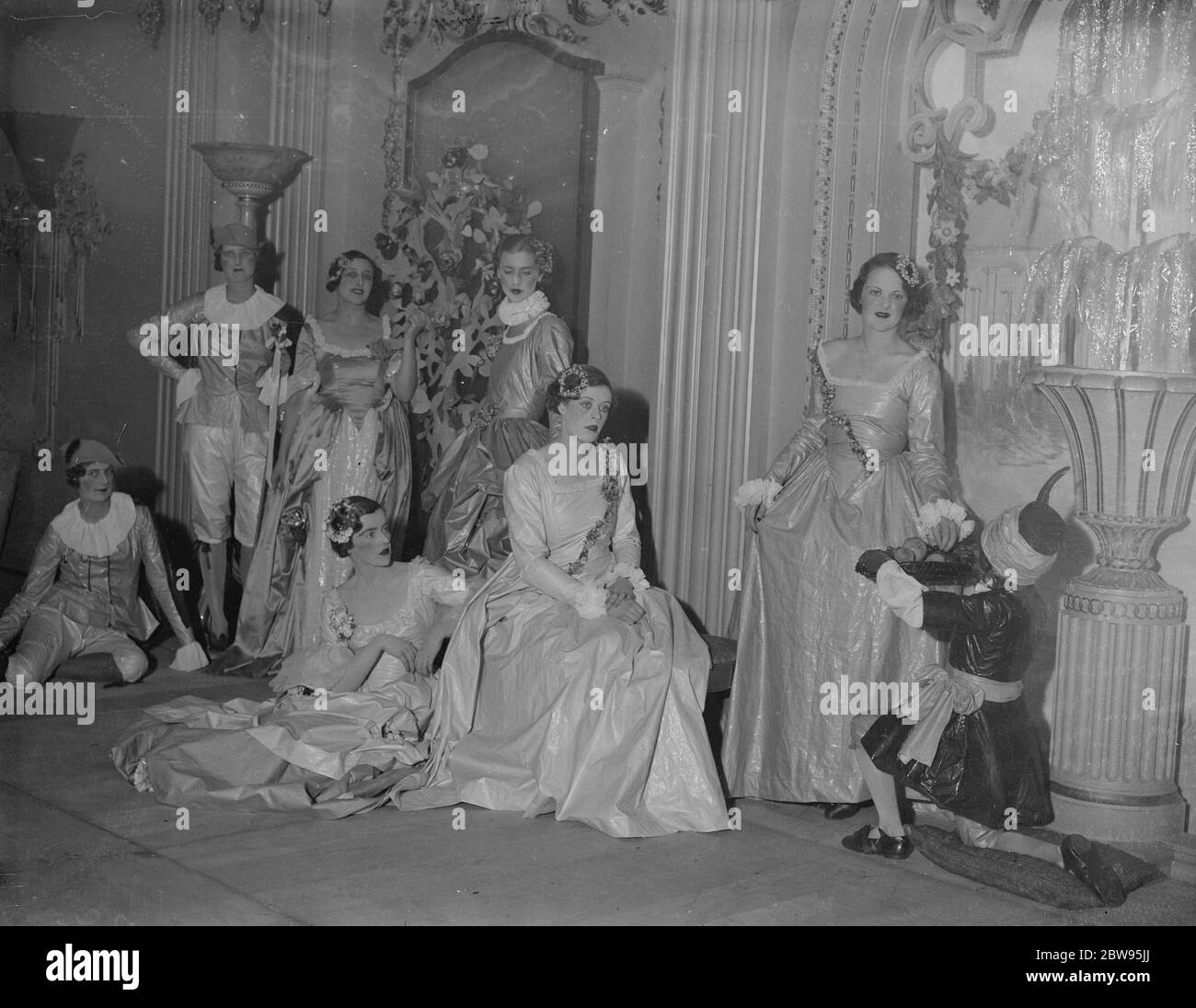 Countess Of Strathmore High Resolution Stock Photography and Images - Alamy