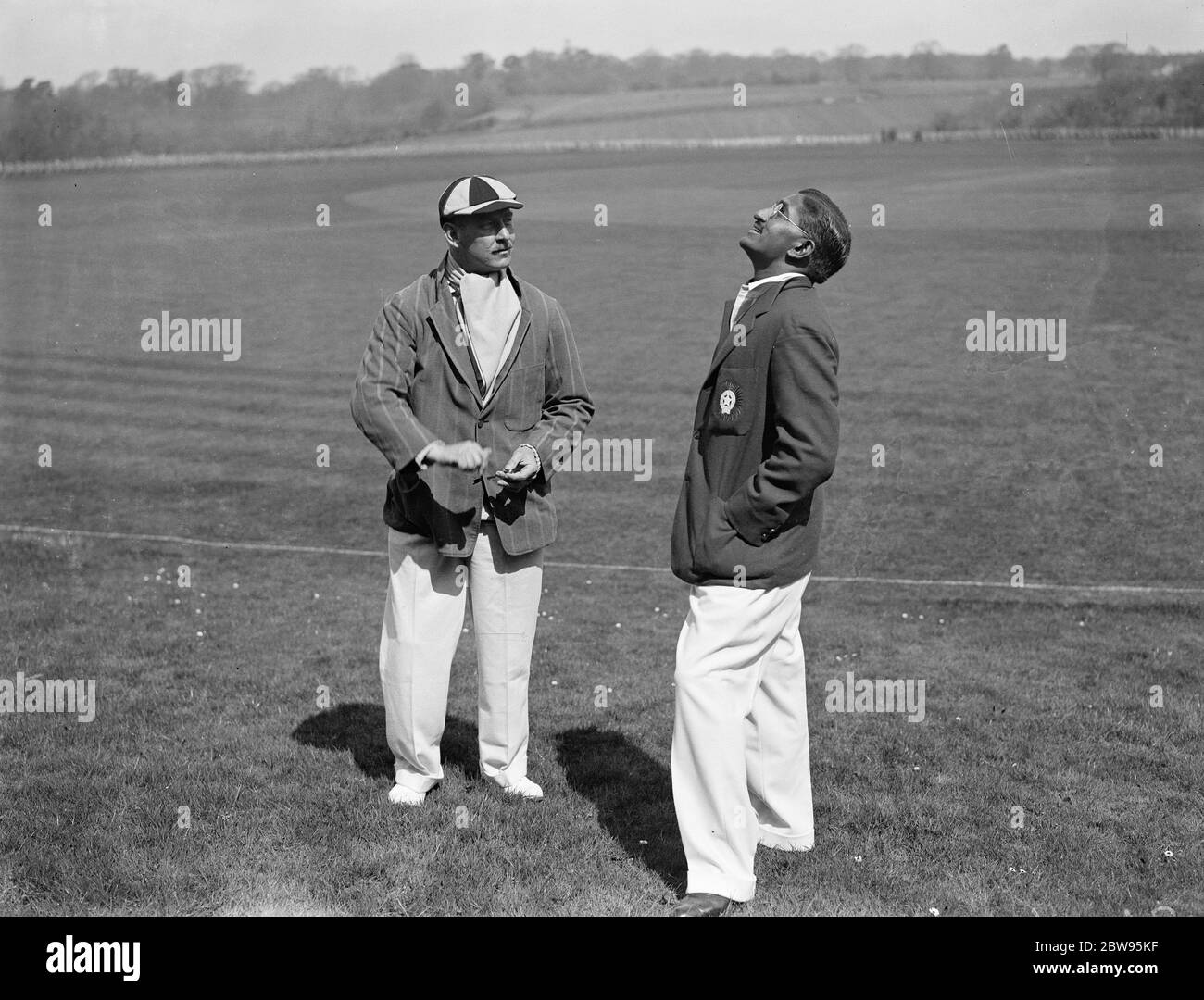 Cricket team 1930s hi-res stock photography and images - Alamy