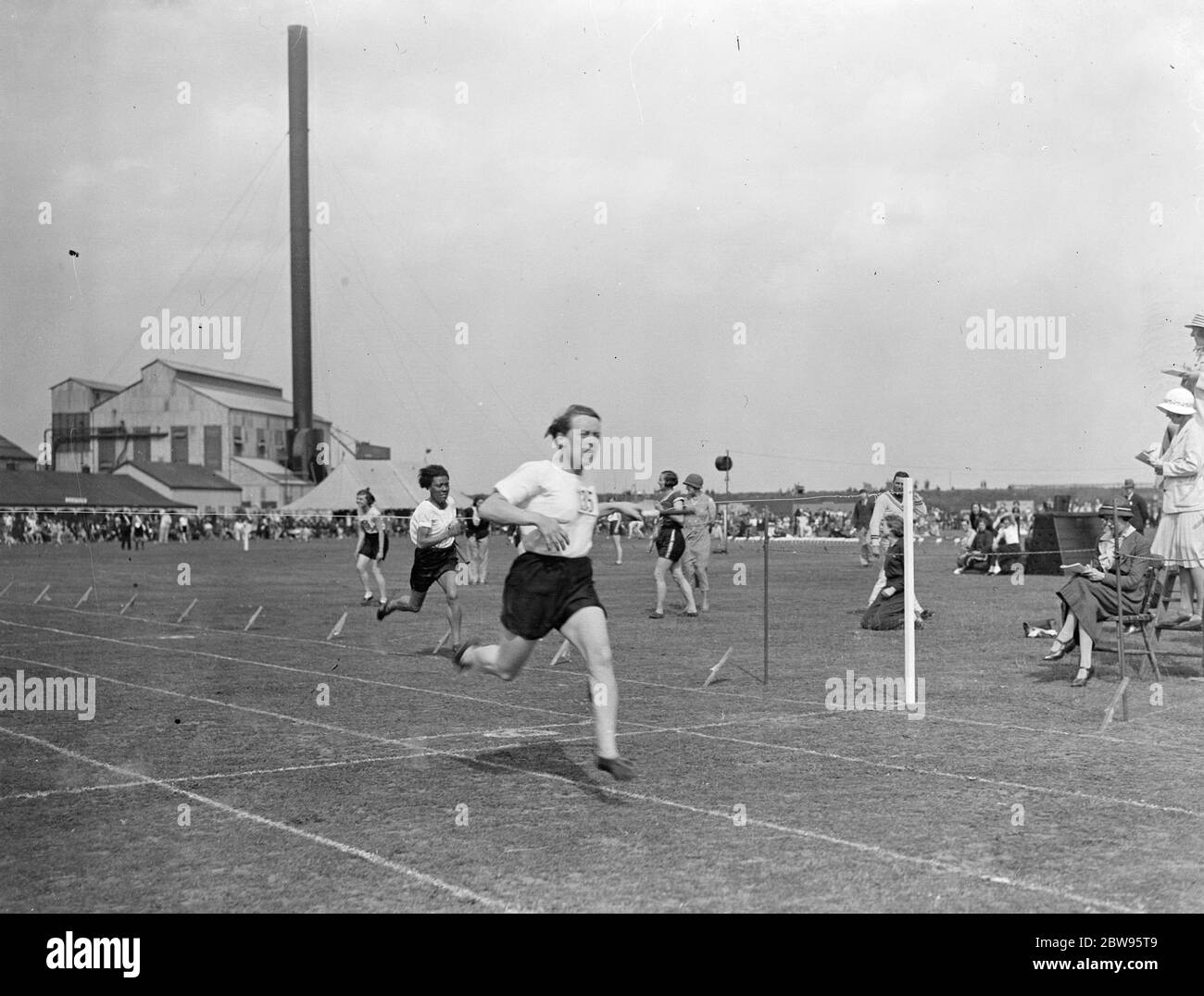 London Olympiads Athletic Club set up new world 's record for 660 yards ...