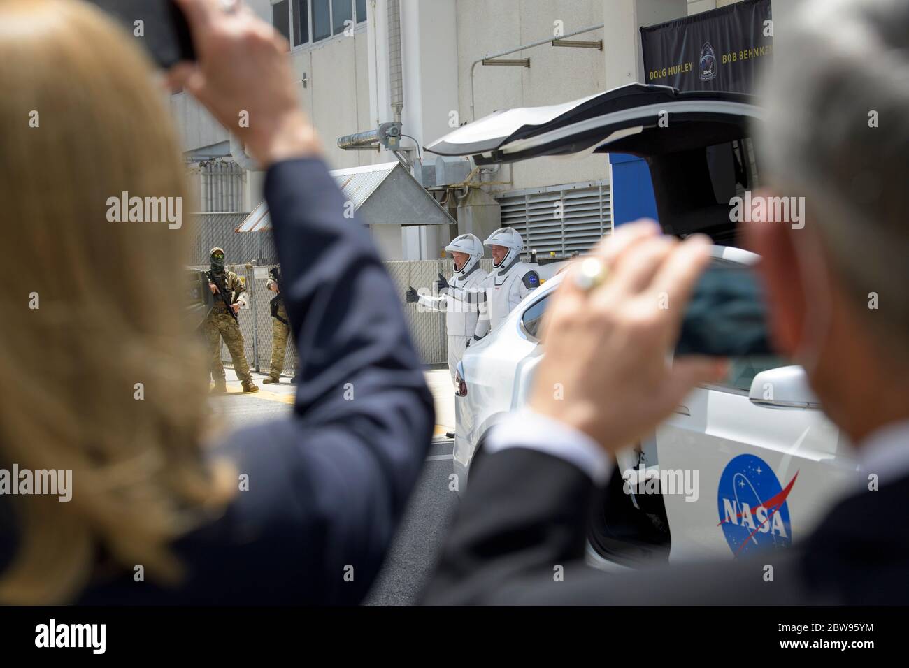 Nasa launch operations center hi-res stock photography and images - Alamy