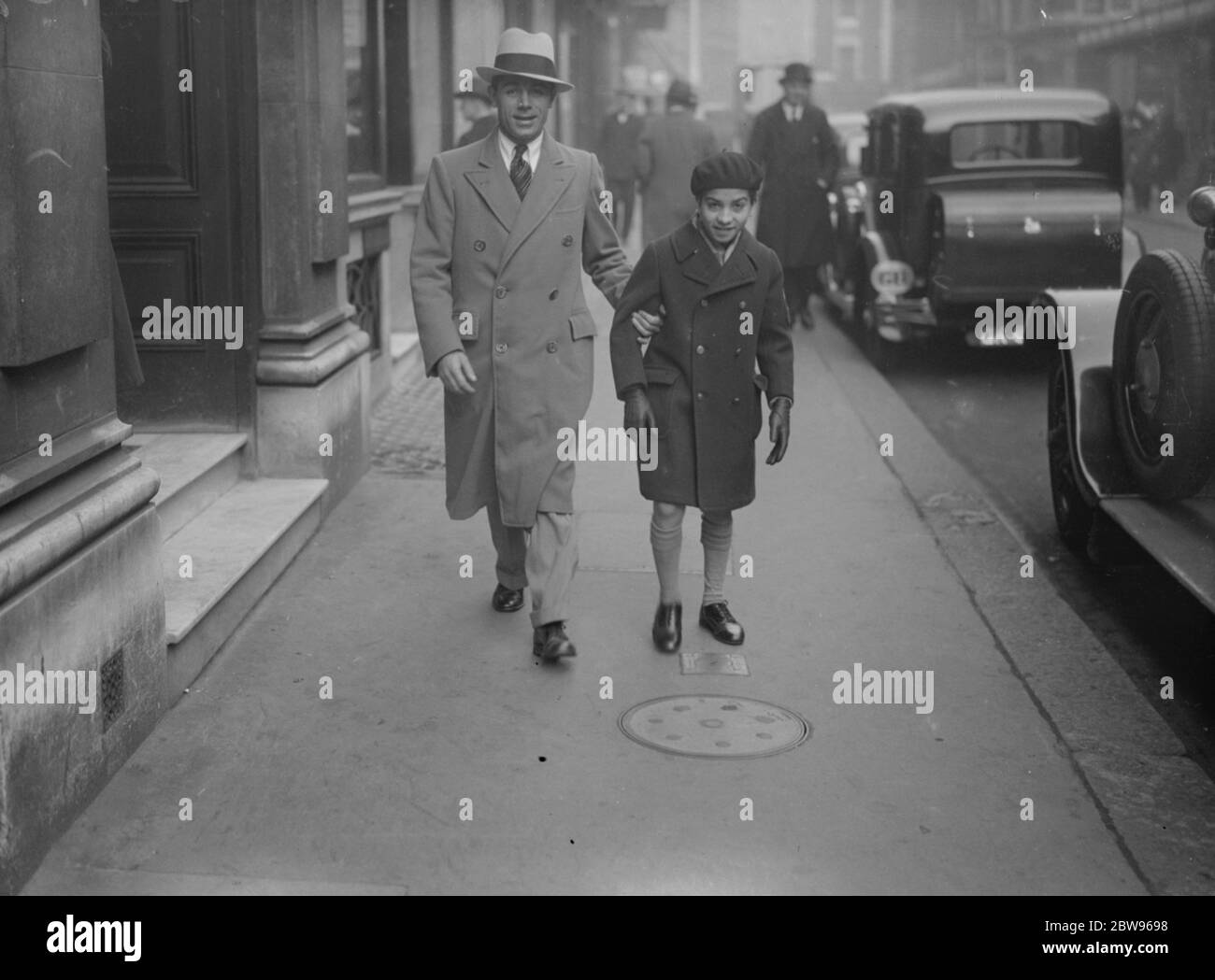 Twelve year old boy violinist wonder makes first appearance in London ...