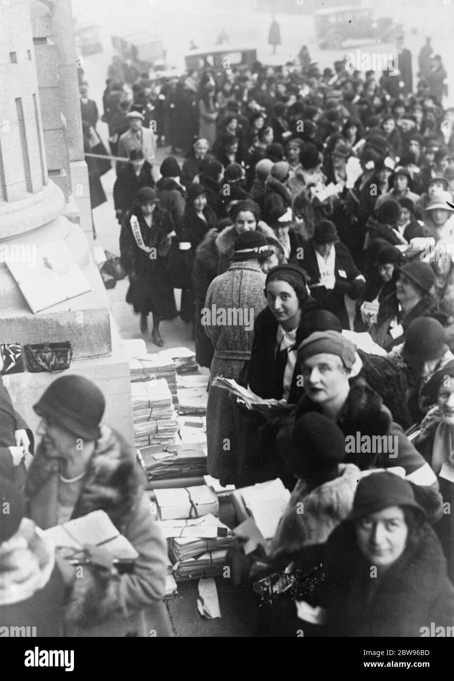 Disarmament geneva hi-res stock photography and images - Alamy