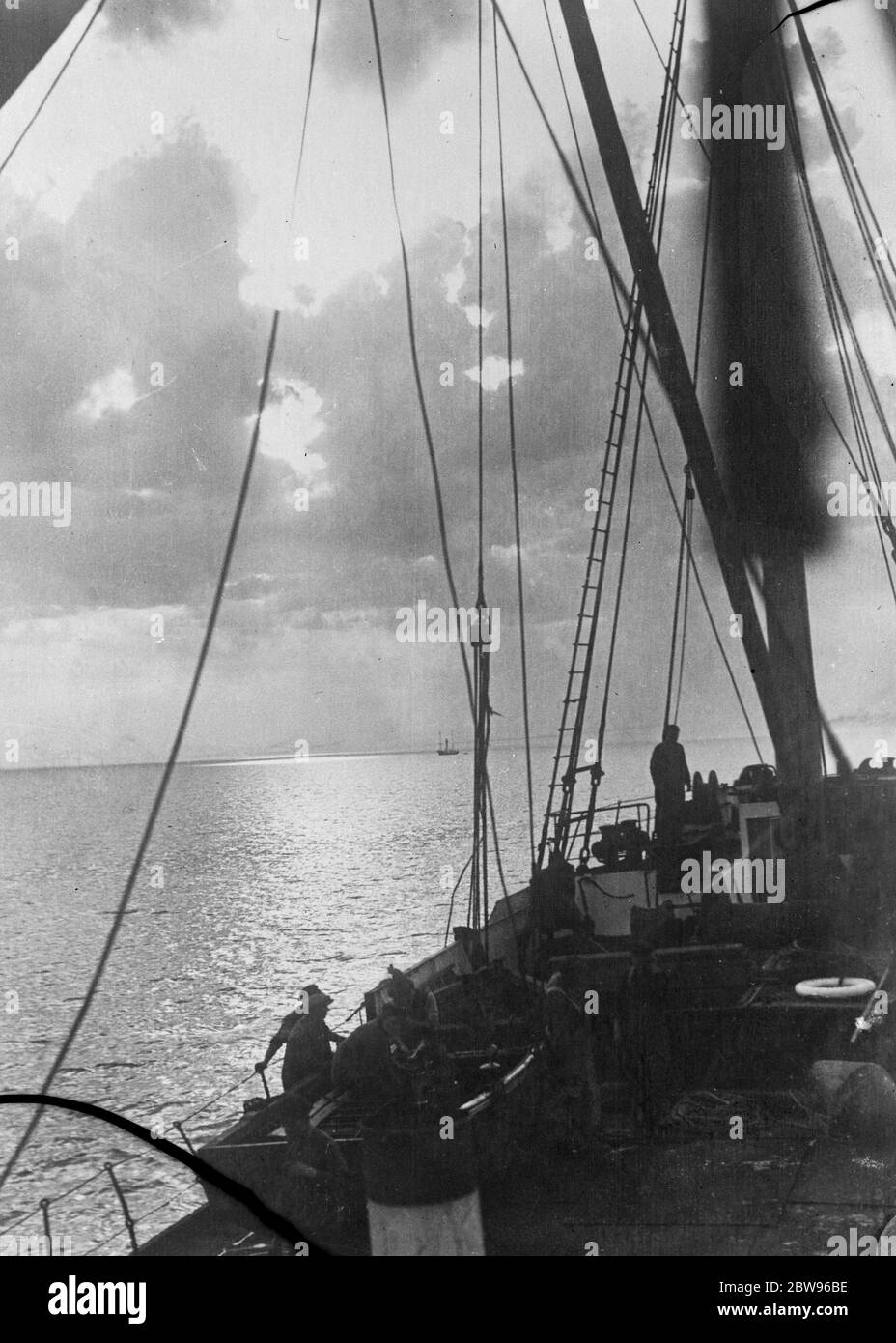 Salvaging Germna training ship . Salvage operations are in progress ...