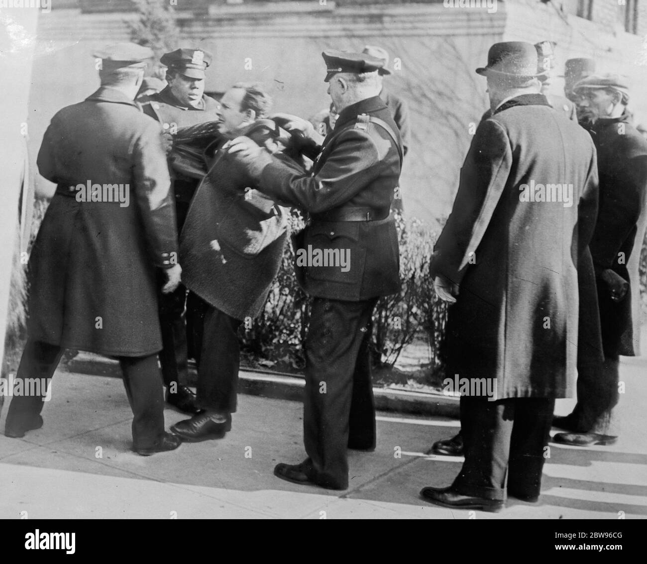 Police new york 1930s Black and White Stock Photos & Images - Alamy