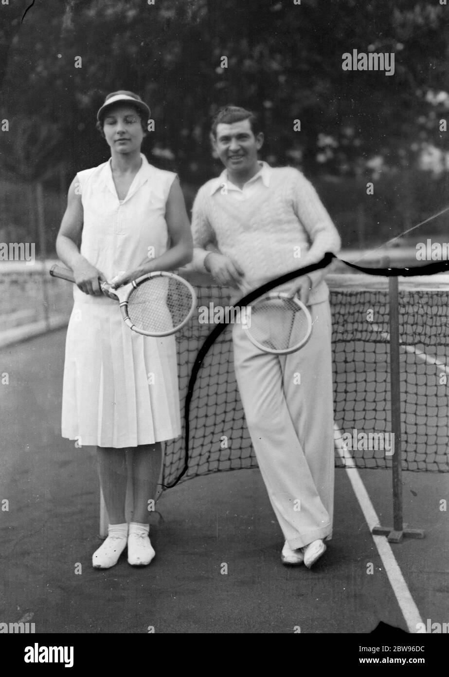 Helen Wills in action again . Miss Helen Wills in action on the courts ...