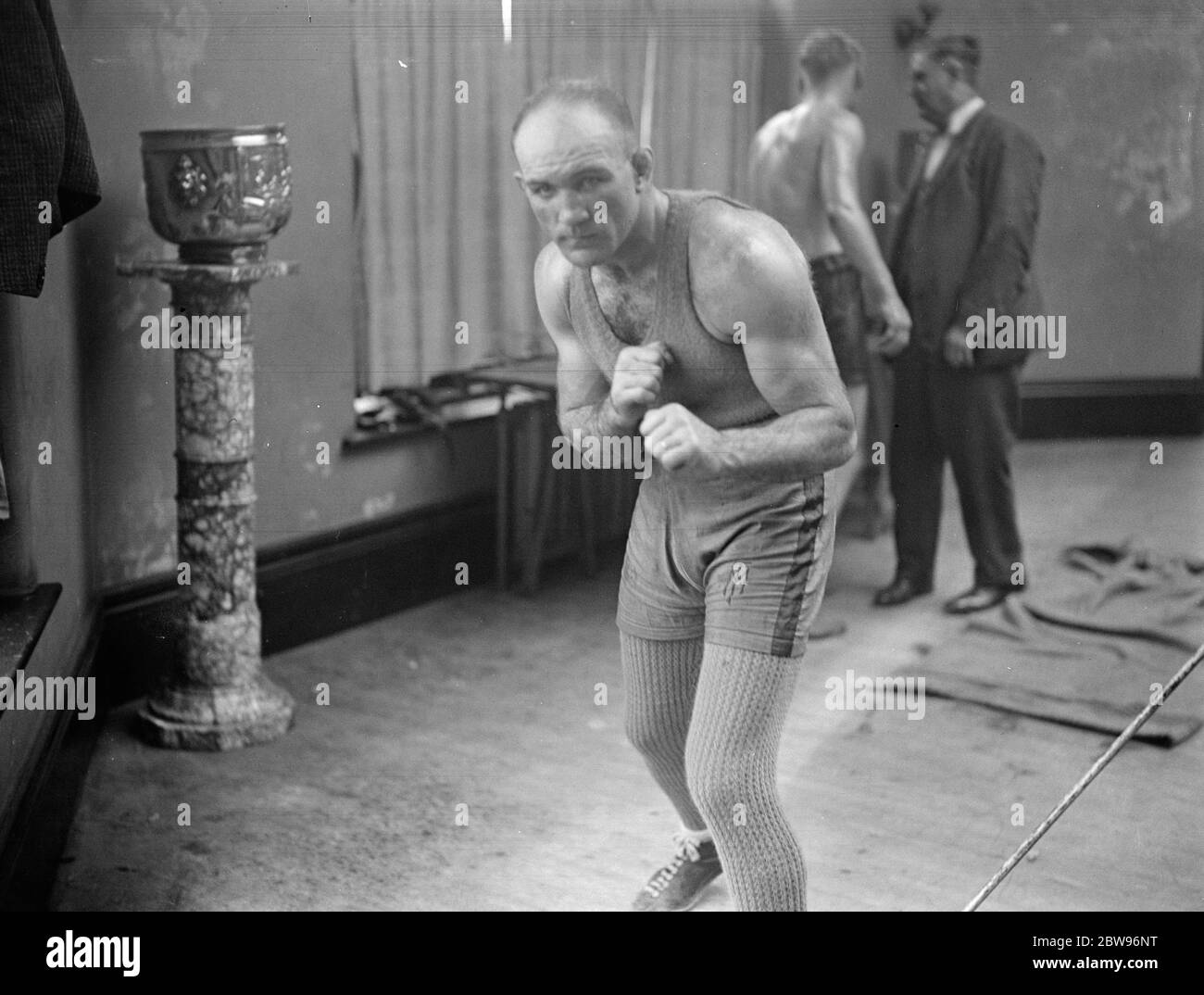 French boxer history Black and White Stock Photos & Images - Alamy