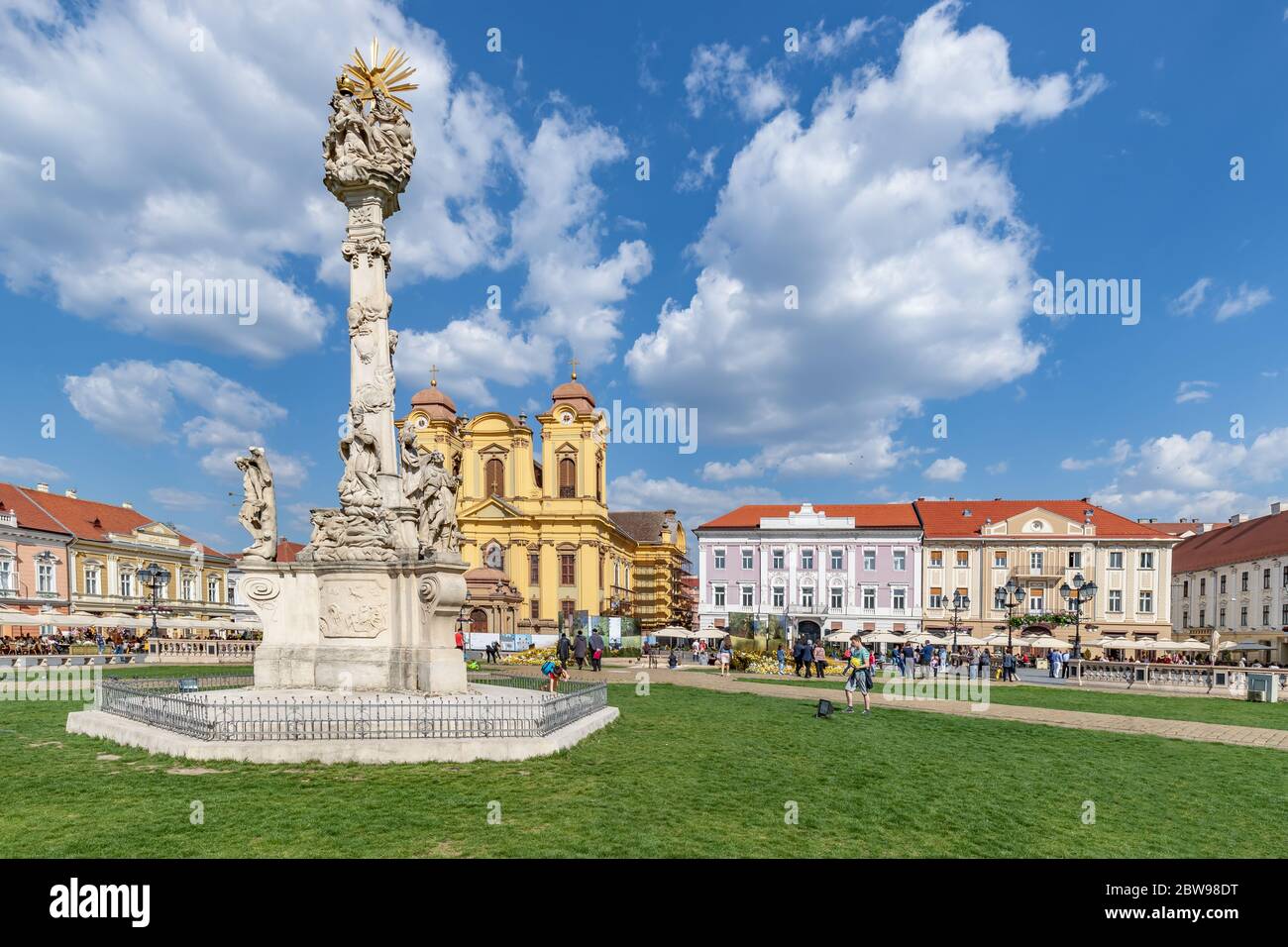 Statue of holy trinity hi-res stock photography and images - Alamy