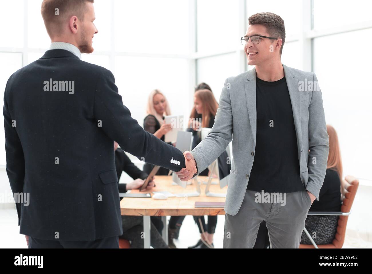 close up. handshake of business people on an office background Stock ...