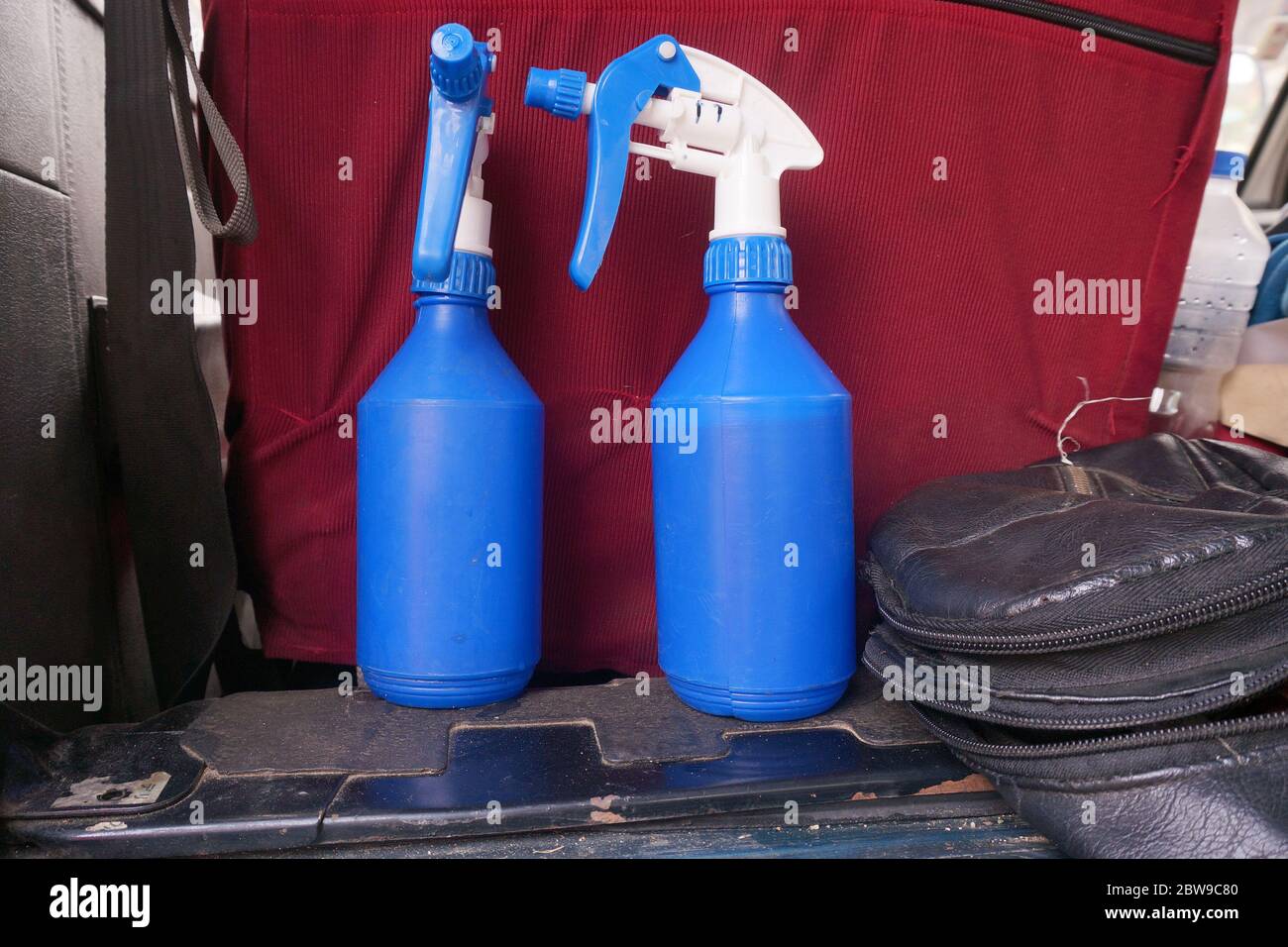 Disinfectant sprayers covid hi-res stock photography and images - Alamy