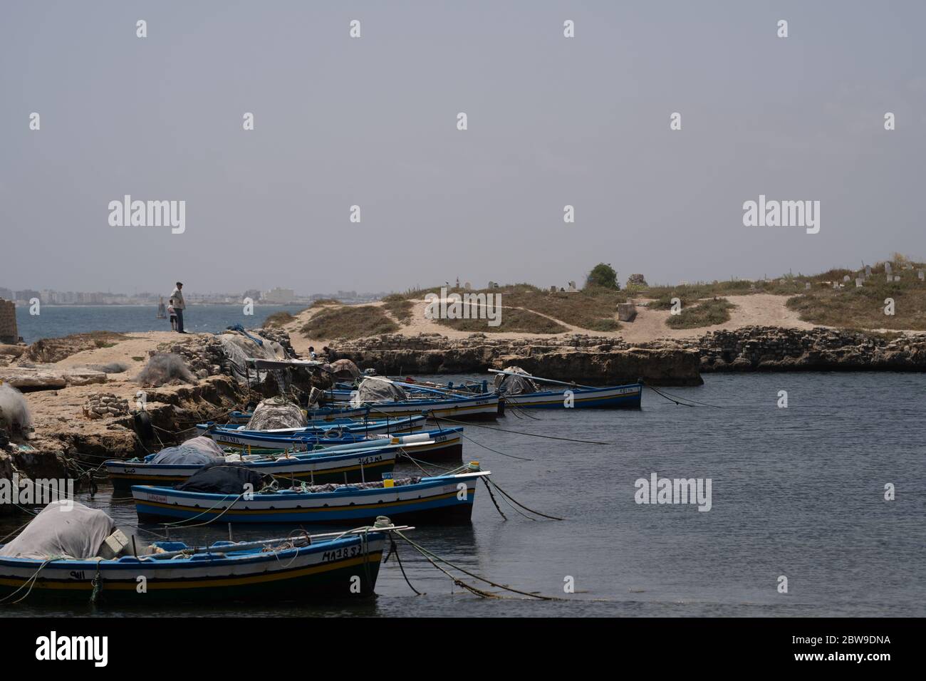 Mahdia tunisia mosque hi-res stock photography and images - Alamy