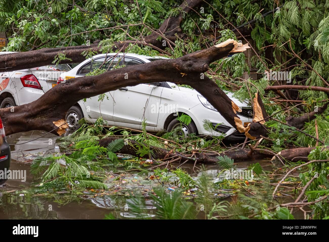 Landfall of cyclone amphan hi-res stock photography and images - Alamy