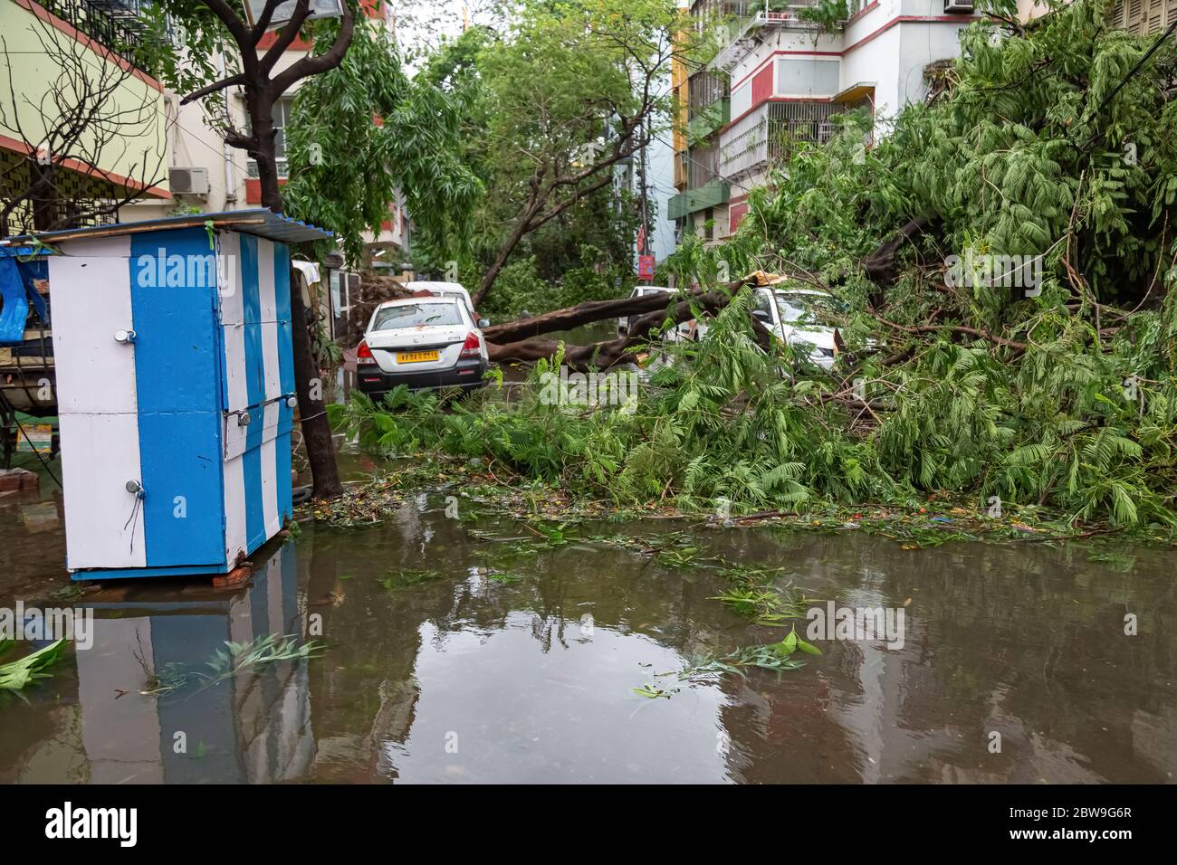 Landfall of cyclone amphan hi-res stock photography and images - Alamy