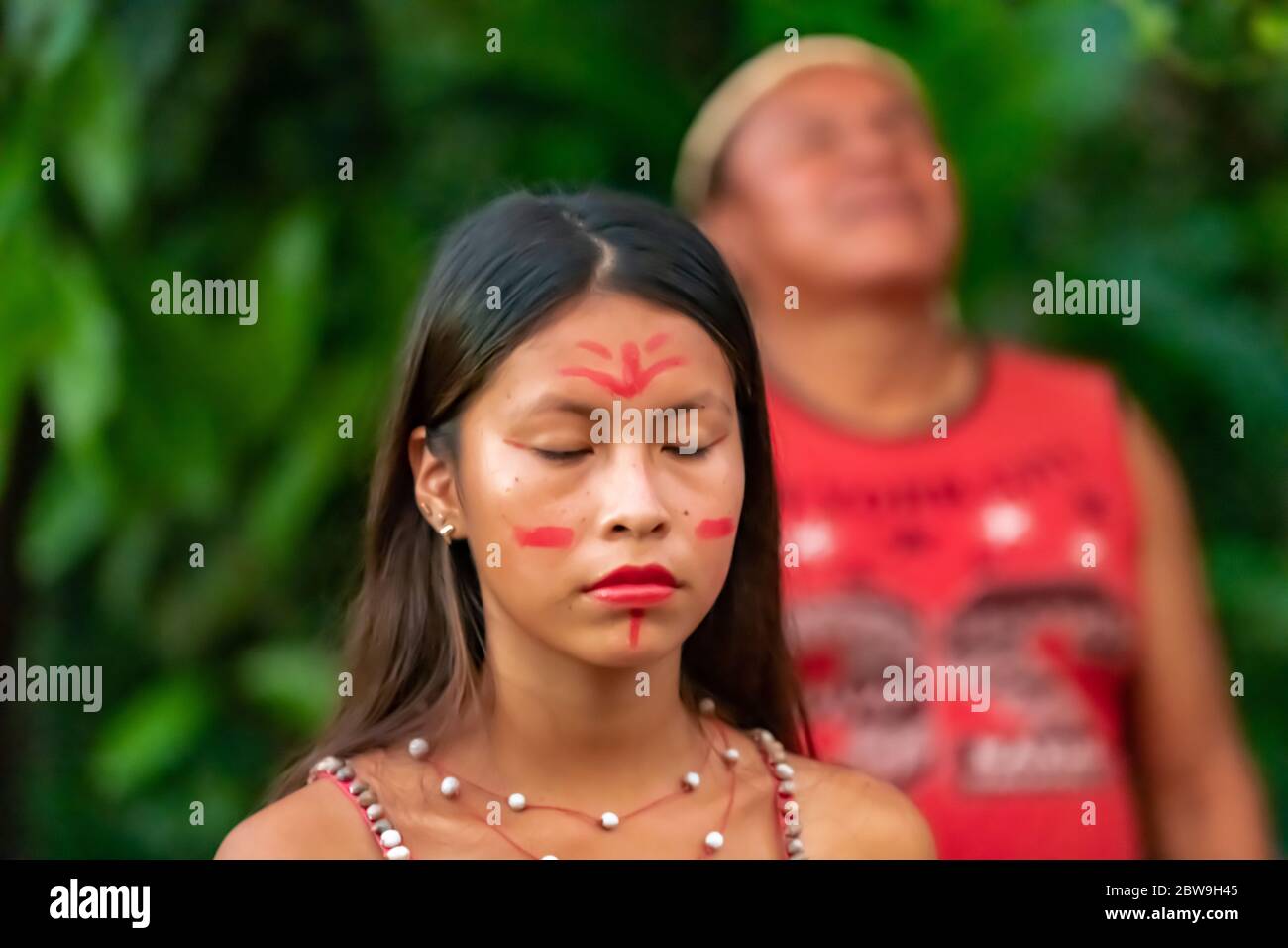 Peruvian teen girl hi-res stock photography and images - Alamy