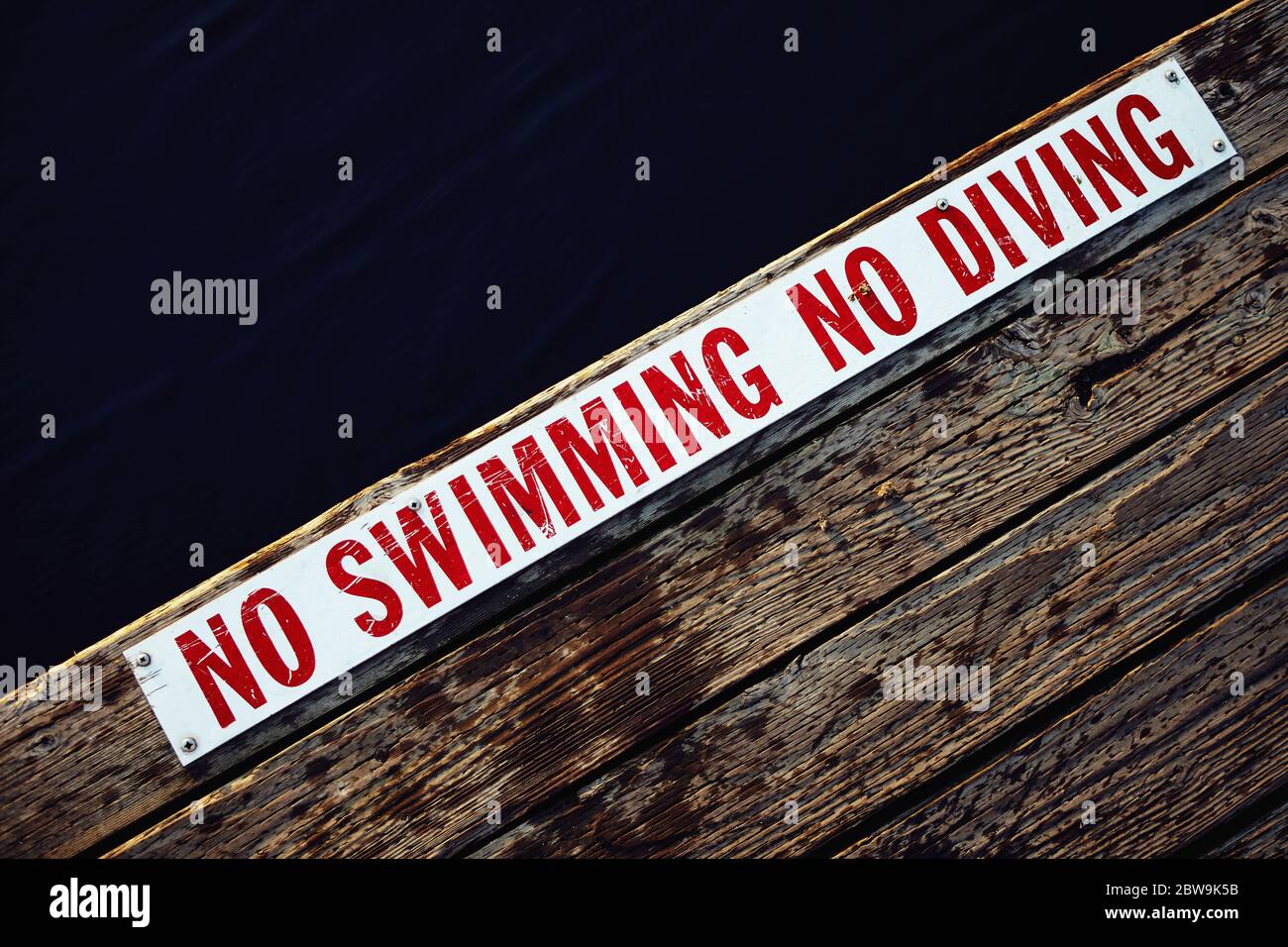 Danger horizontal hi-res stock photography and images - Alamy