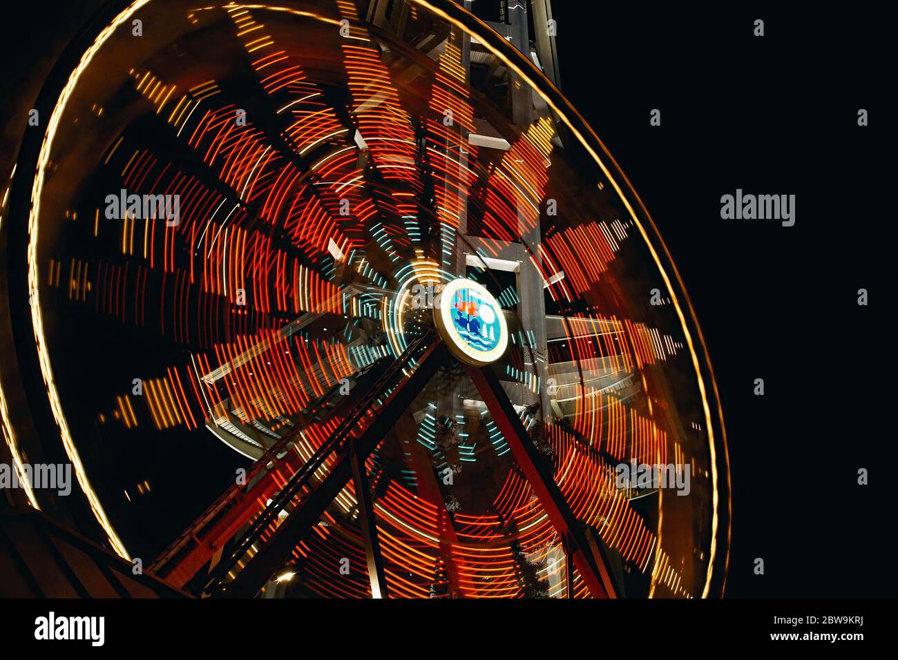 Ferris wheel in motion Stock Photo - Alamy