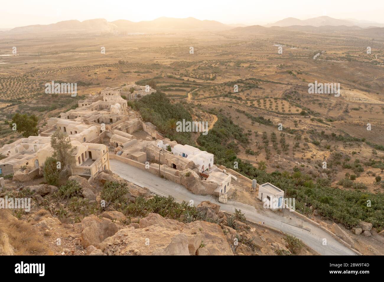 Takrouna village hi-res stock photography and images - Alamy