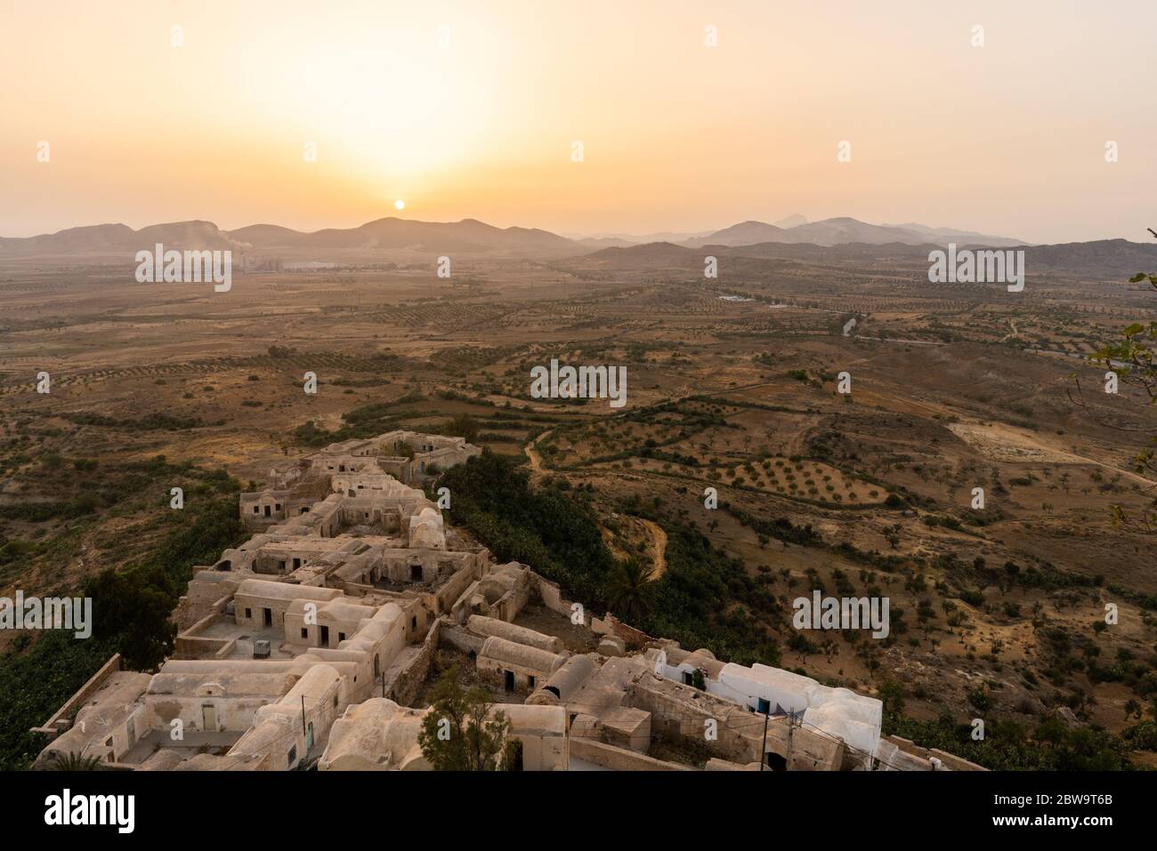 Takrouna village hi-res stock photography and images - Alamy