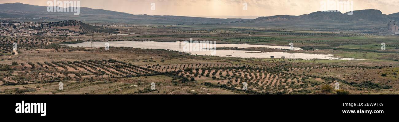Takrouna village hi-res stock photography and images - Alamy