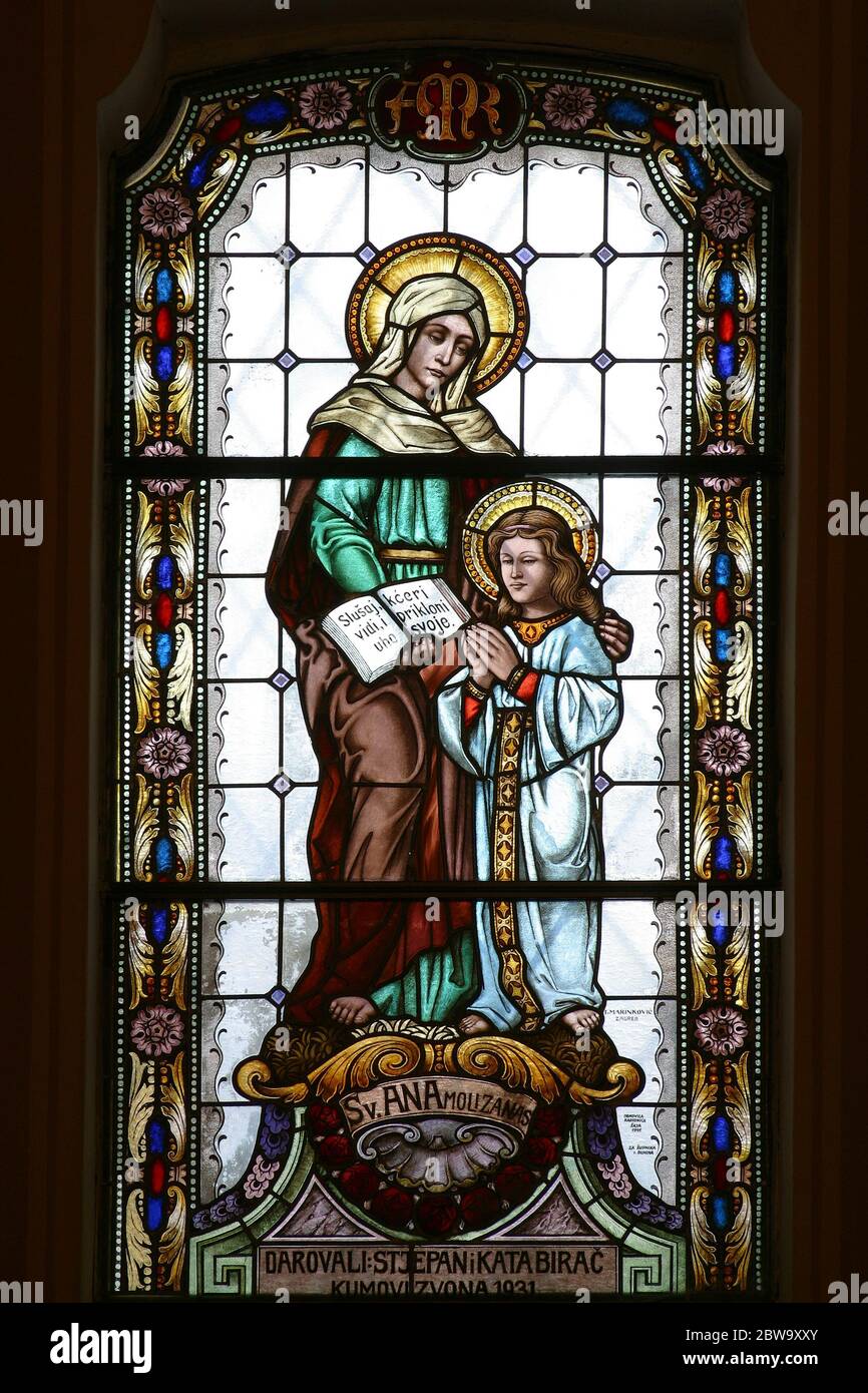 St anne stained glass window hi-res stock photography and images - Alamy