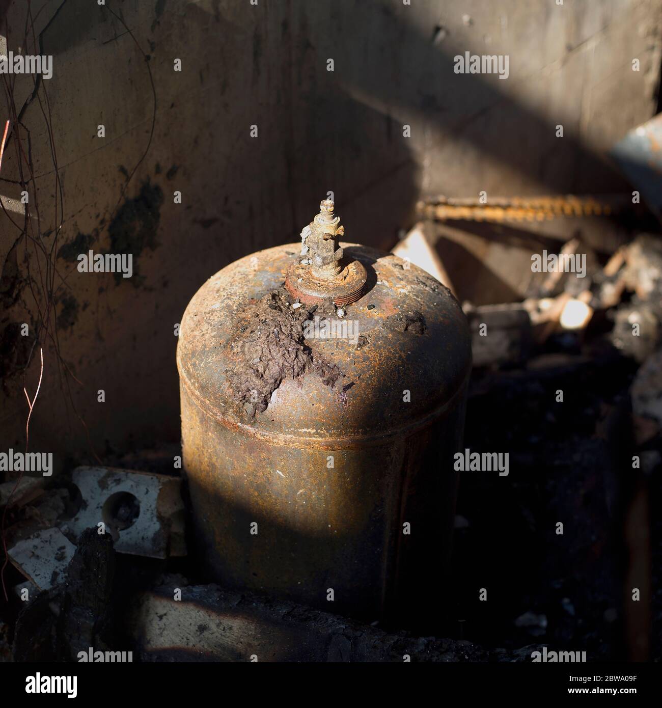 Lpg bottle hi-res stock photography and images - Alamy