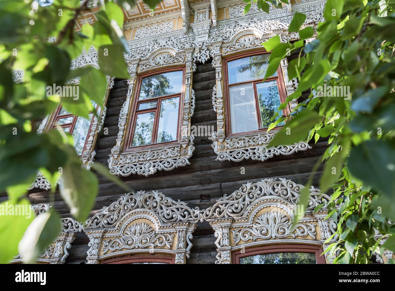Old windows design hi-res stock photography and images - Alamy