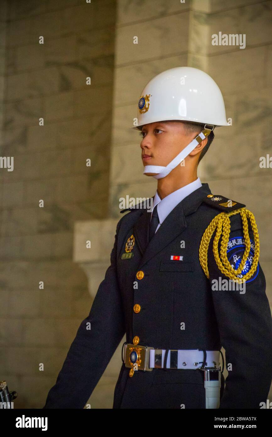 Taipei, Taiwan-Jan 2020: Guard in National chiang kai-shek memorial ...