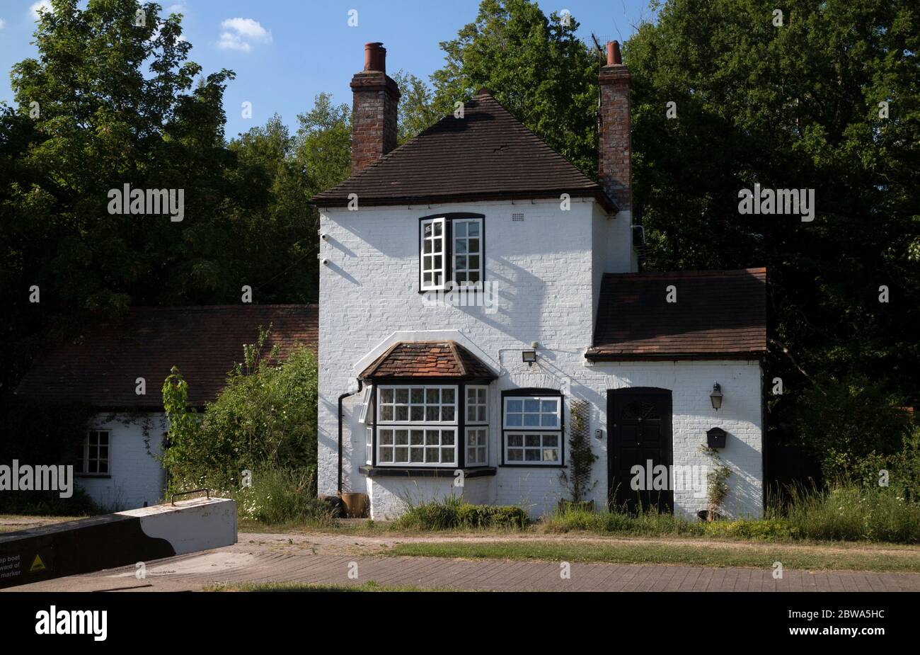 Hatton Bottom Lock Cottage, Grand Union Canal, Warwick, Warwickshire ...