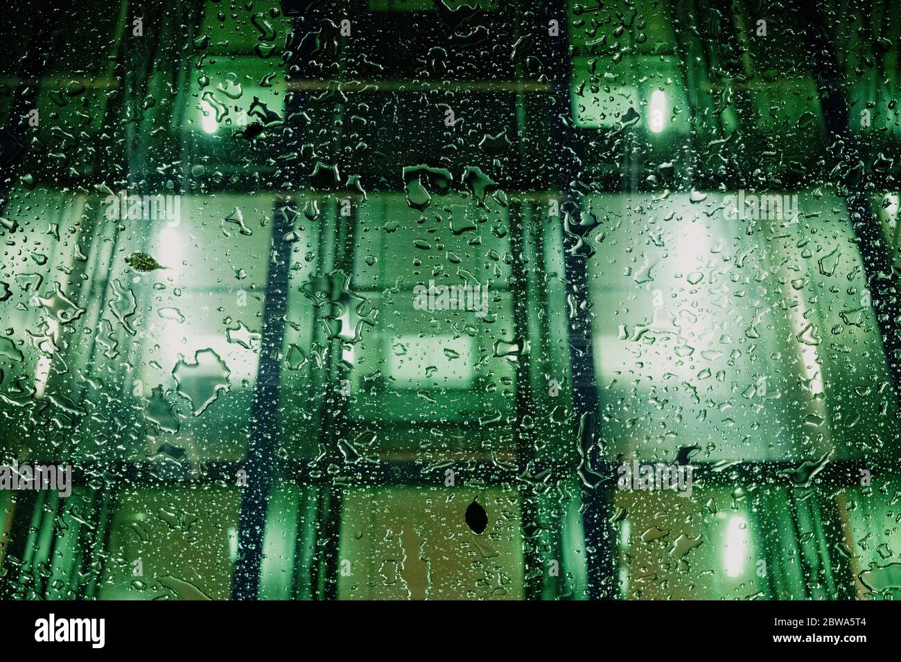 Tinted window hi-res stock photography and images - Alamy