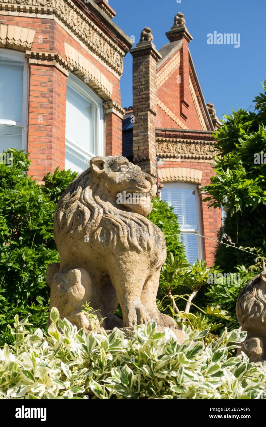 Lion Houses, Barnes, London, SW13, UK Stock Photo - Alamy