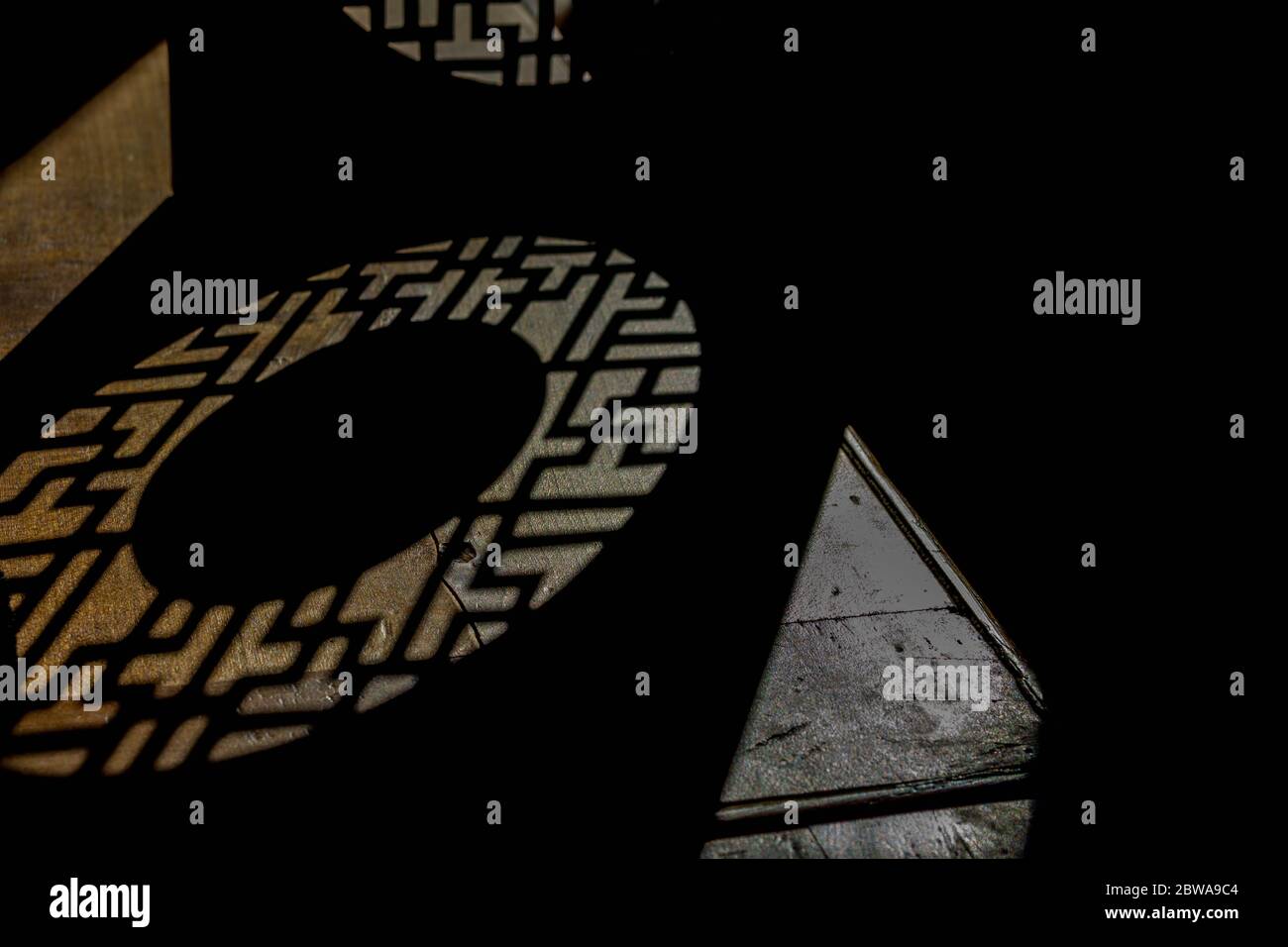 Chinese box structure hi-res stock photography and images - Alamy