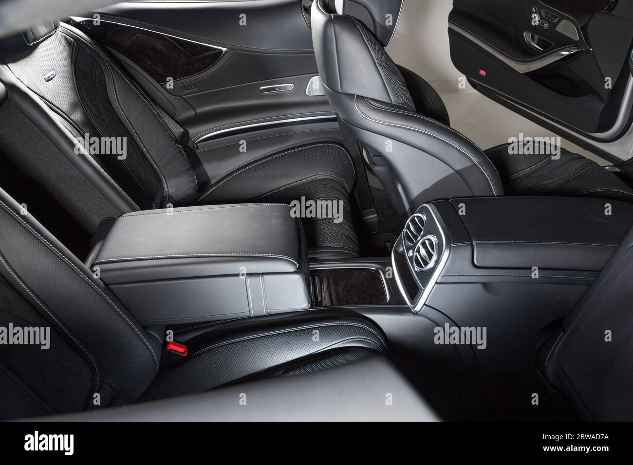 Cabin ac hi-res stock photography and images - Alamy