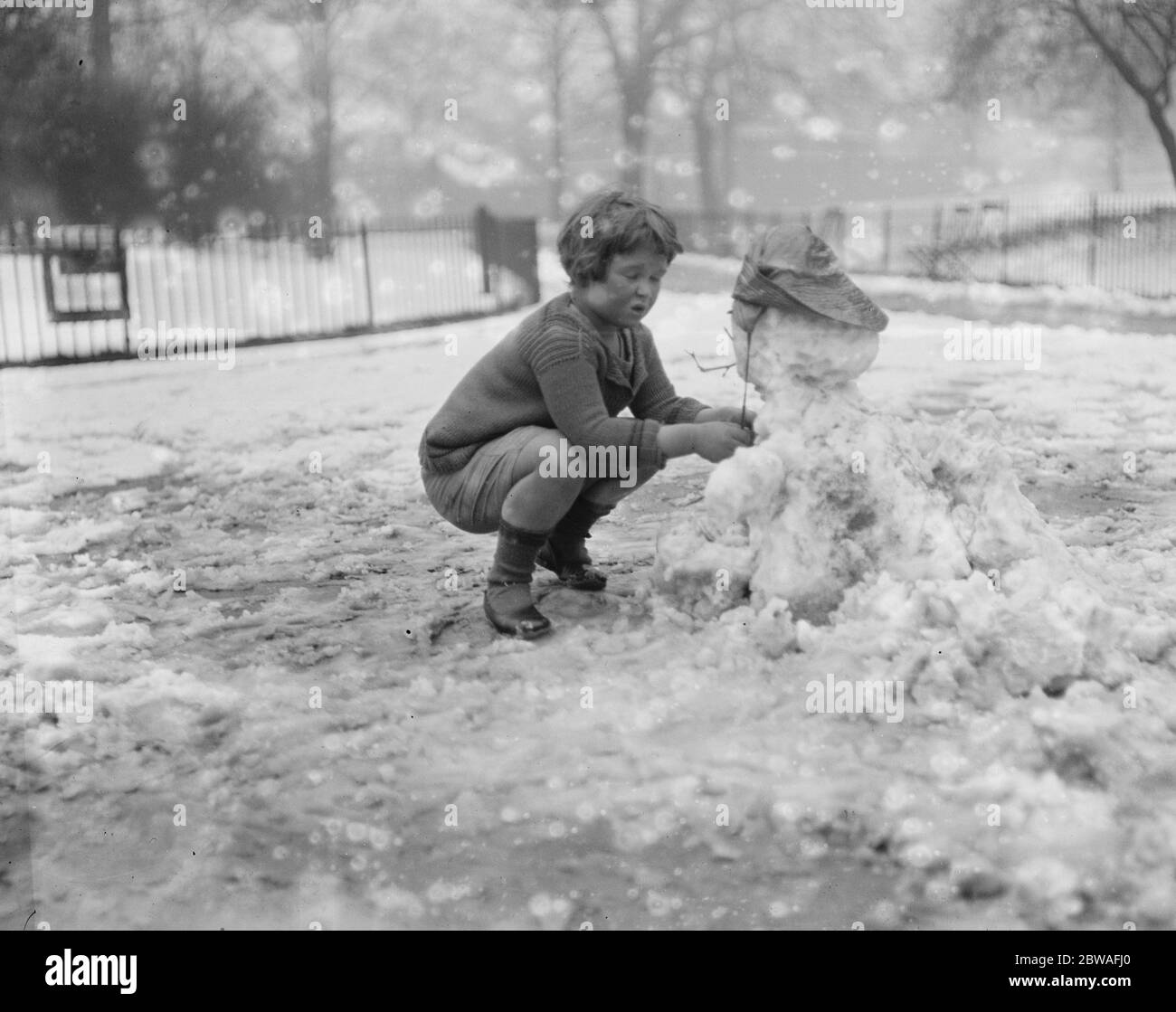 1920s snow child hi-res stock photography and images - Alamy