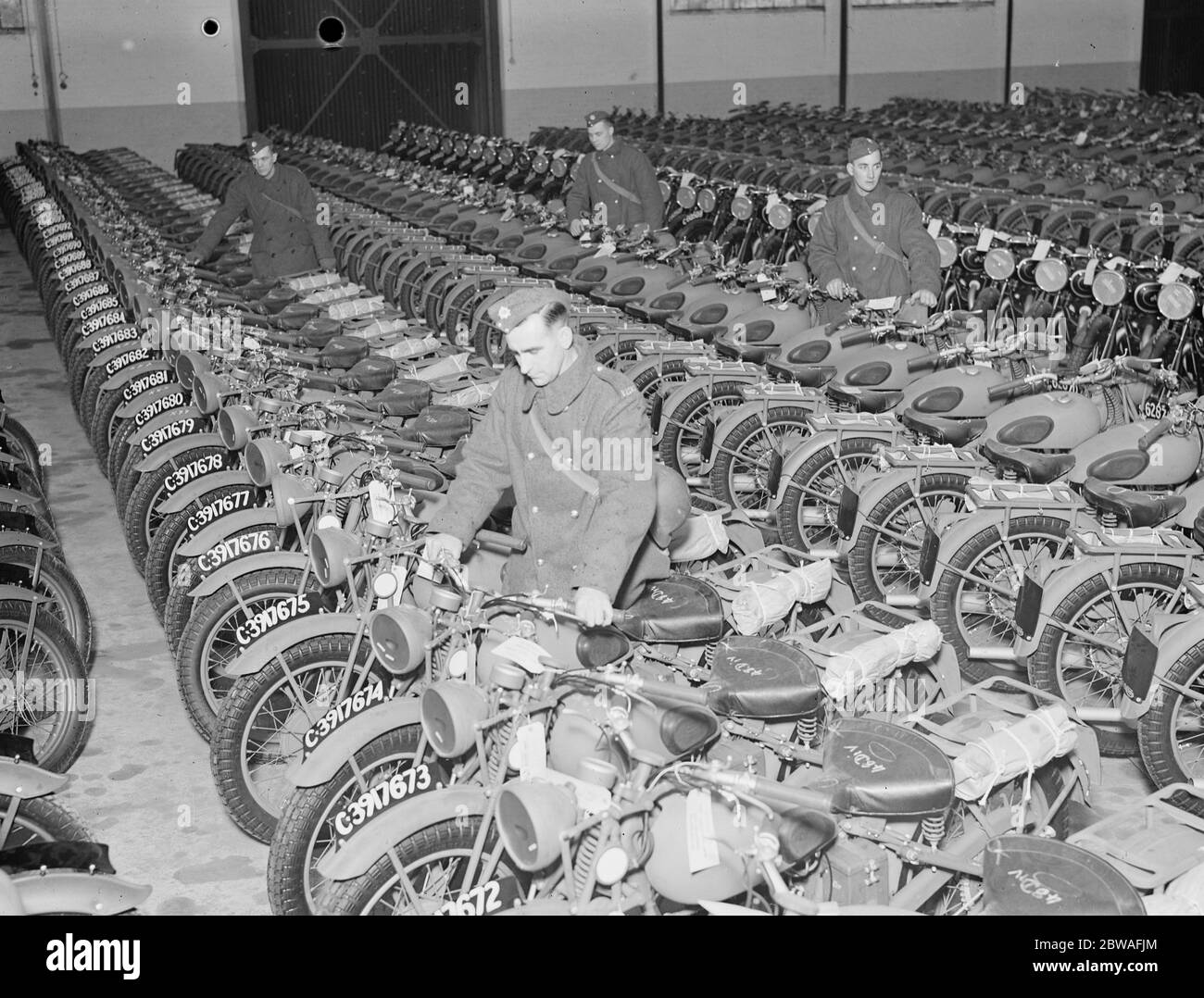 Re cycles hi-res stock photography and images - Alamy