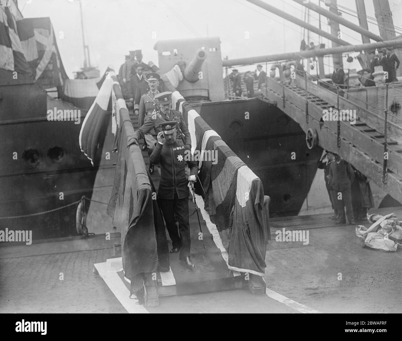 Prince Fushimi arrives in England . 28 October 1918 Stock Photo - Alamy
