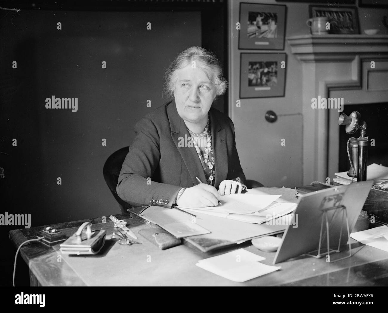 Hilda Black and White Stock Photos & Images - Alamy