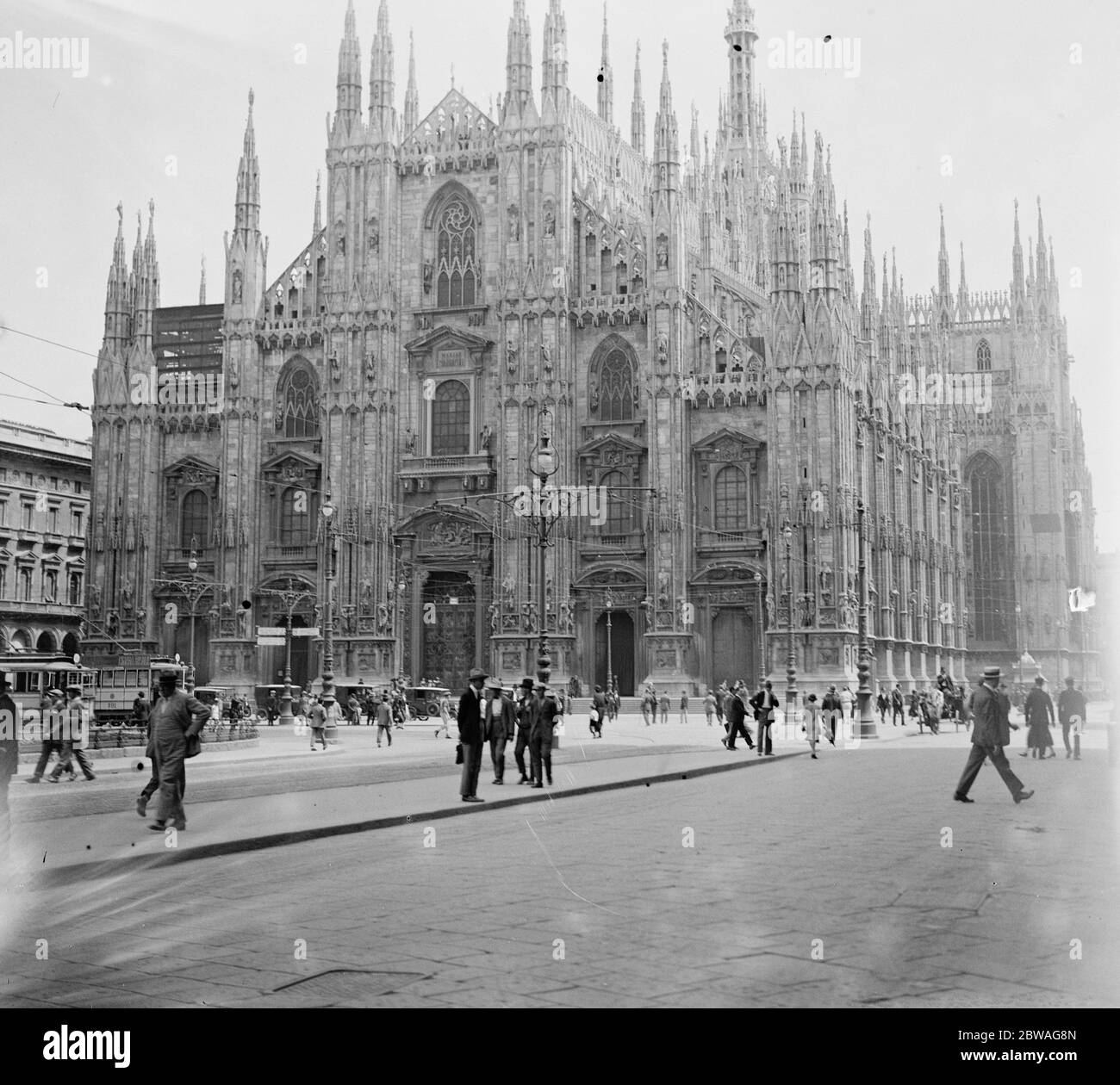 Milan Cathedral February 1925 Stock Photo - Alamy