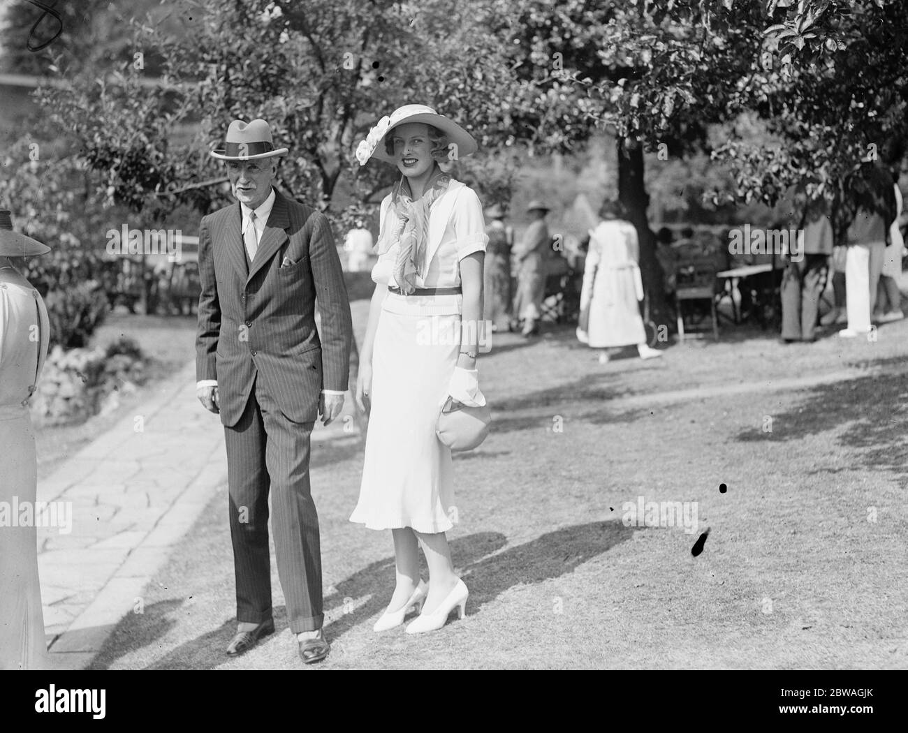 Lady Crossfield 's tennis club party at Highgate Colonel Morrison Bell ...