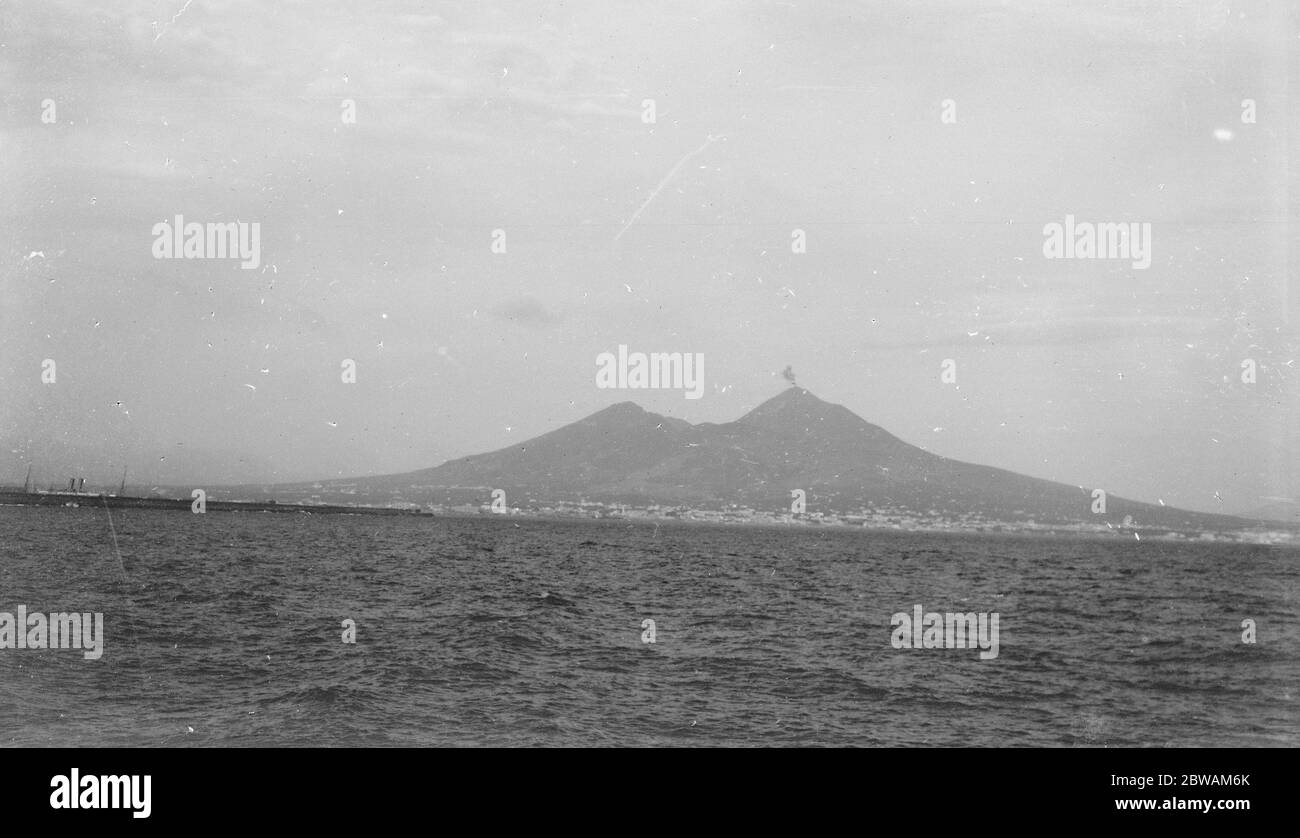 Mount Vesuvius from the sea Stock Photo - Alamy