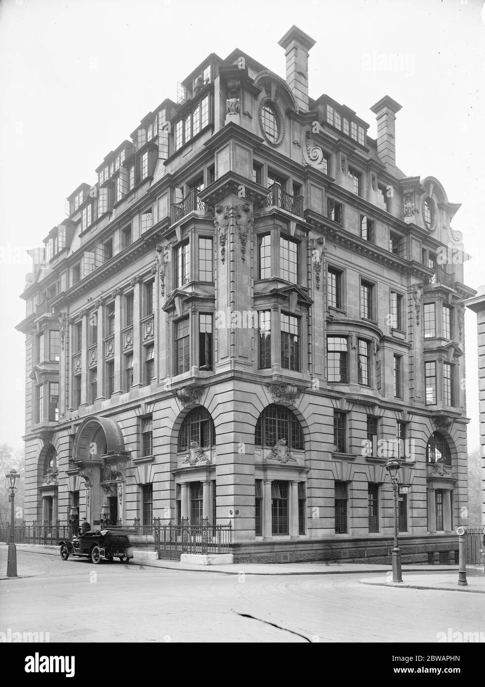 Shoe lane Black and White Stock Photos & Images - Alamy