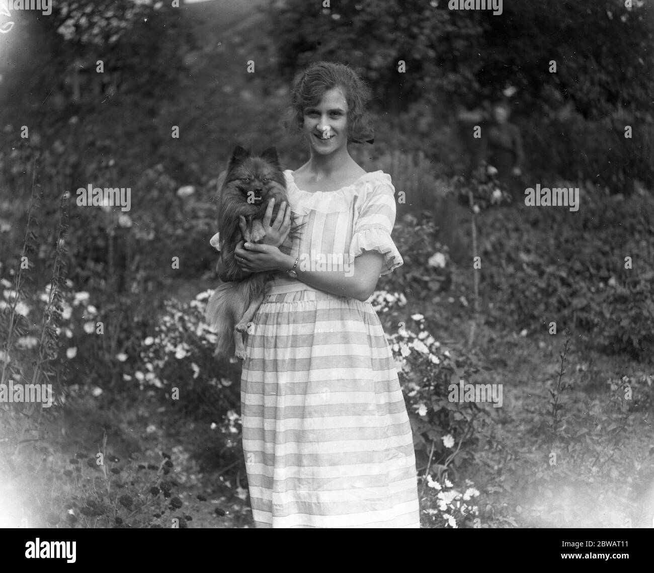 Miss Edna Maude , the young dancer on holiday in the West Country Stock ...