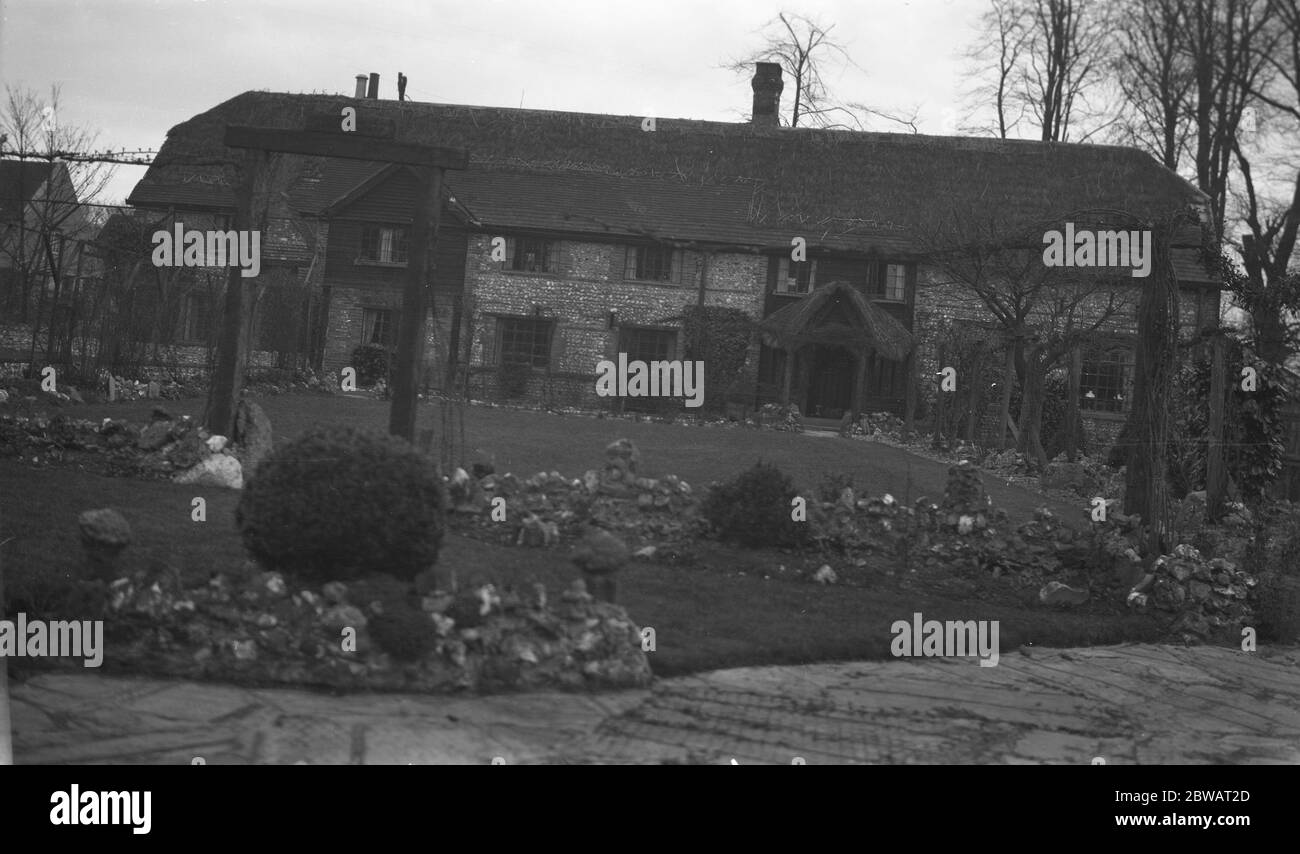 Old sussex building Black and White Stock Photos & Images - Alamy