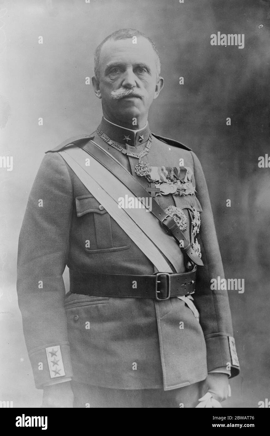 Italy victor emmanuel iii hi-res stock photography and images - Alamy