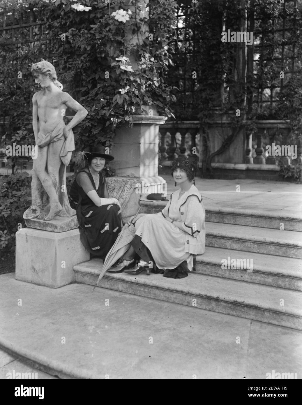 Indian style sitting Black and White Stock Photos & Images - Alamy