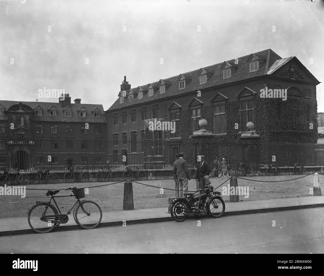 Cambridge University - the exterior of St Catharines ' s College 1929 ...