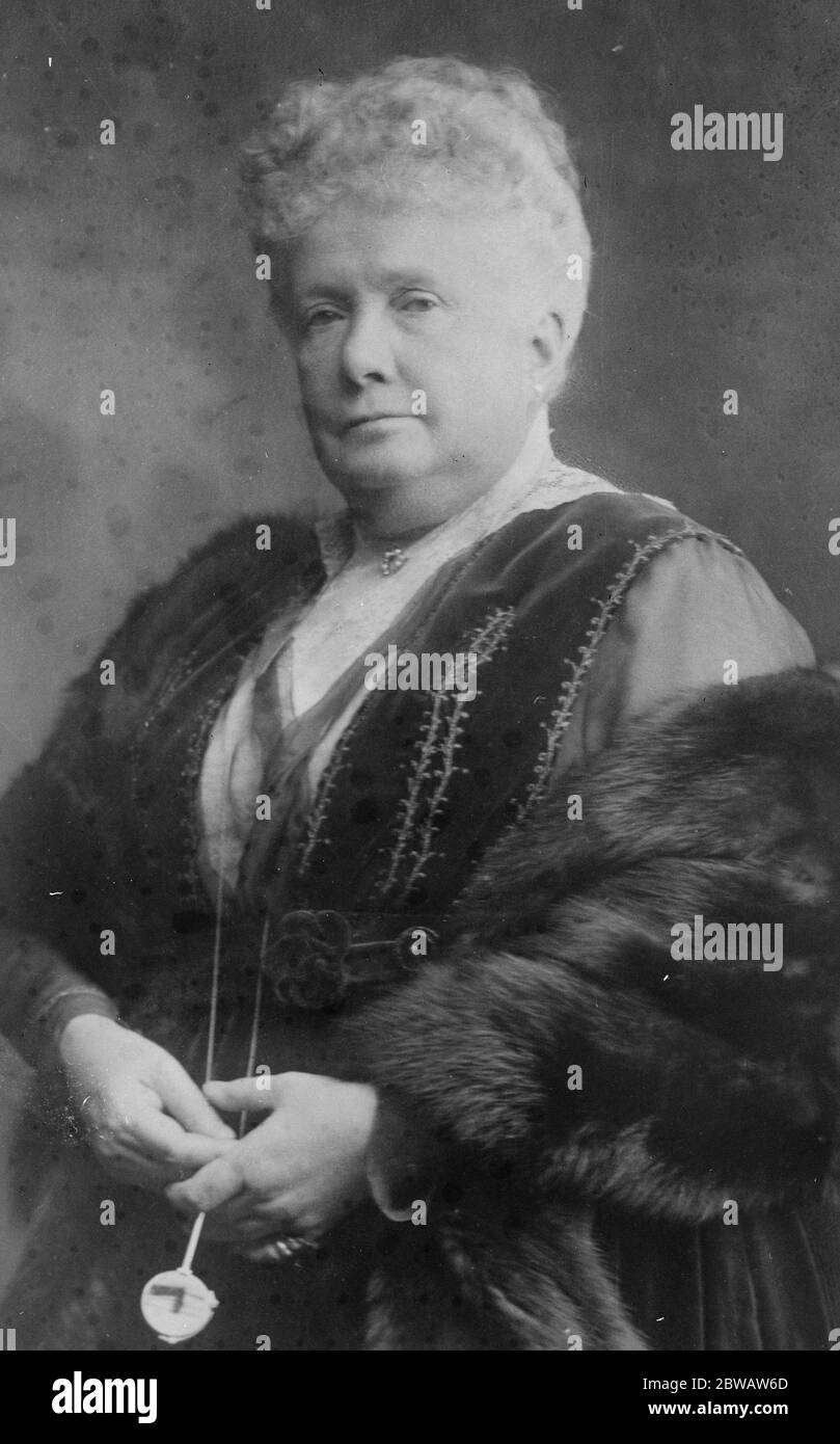 Infanta Isabel Black and White Stock Photos & Images - Alamy