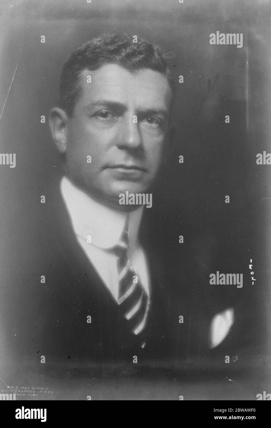 1920s new york city hi-res stock photography and images - Alamy