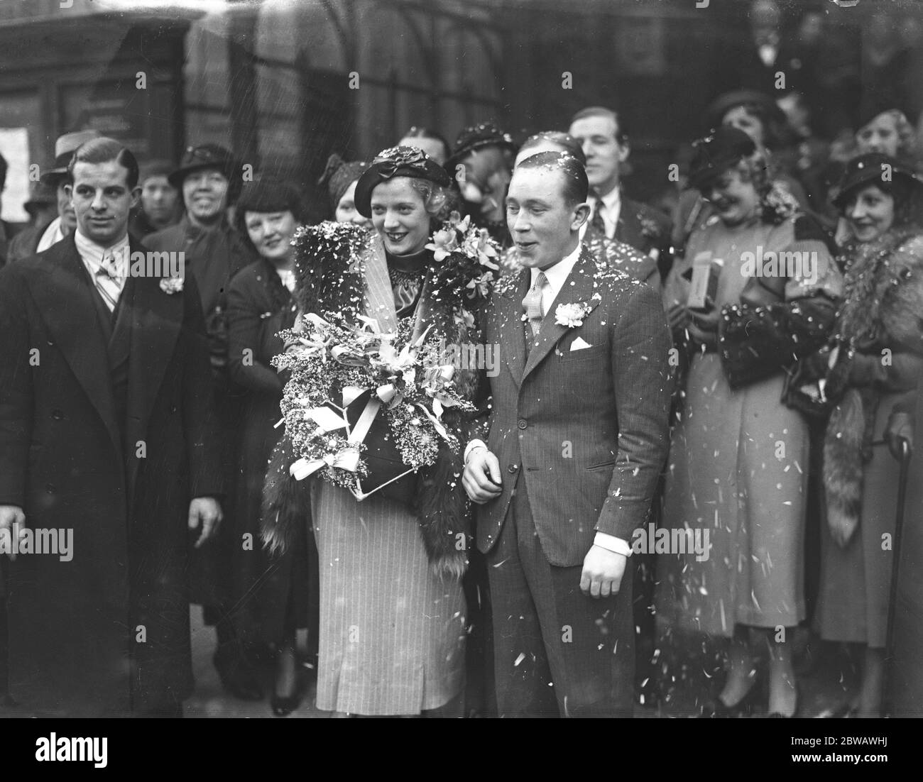 Wedding of Arthur Wragg , the jockey , and Miss Phyllis Georgina Wood ...
