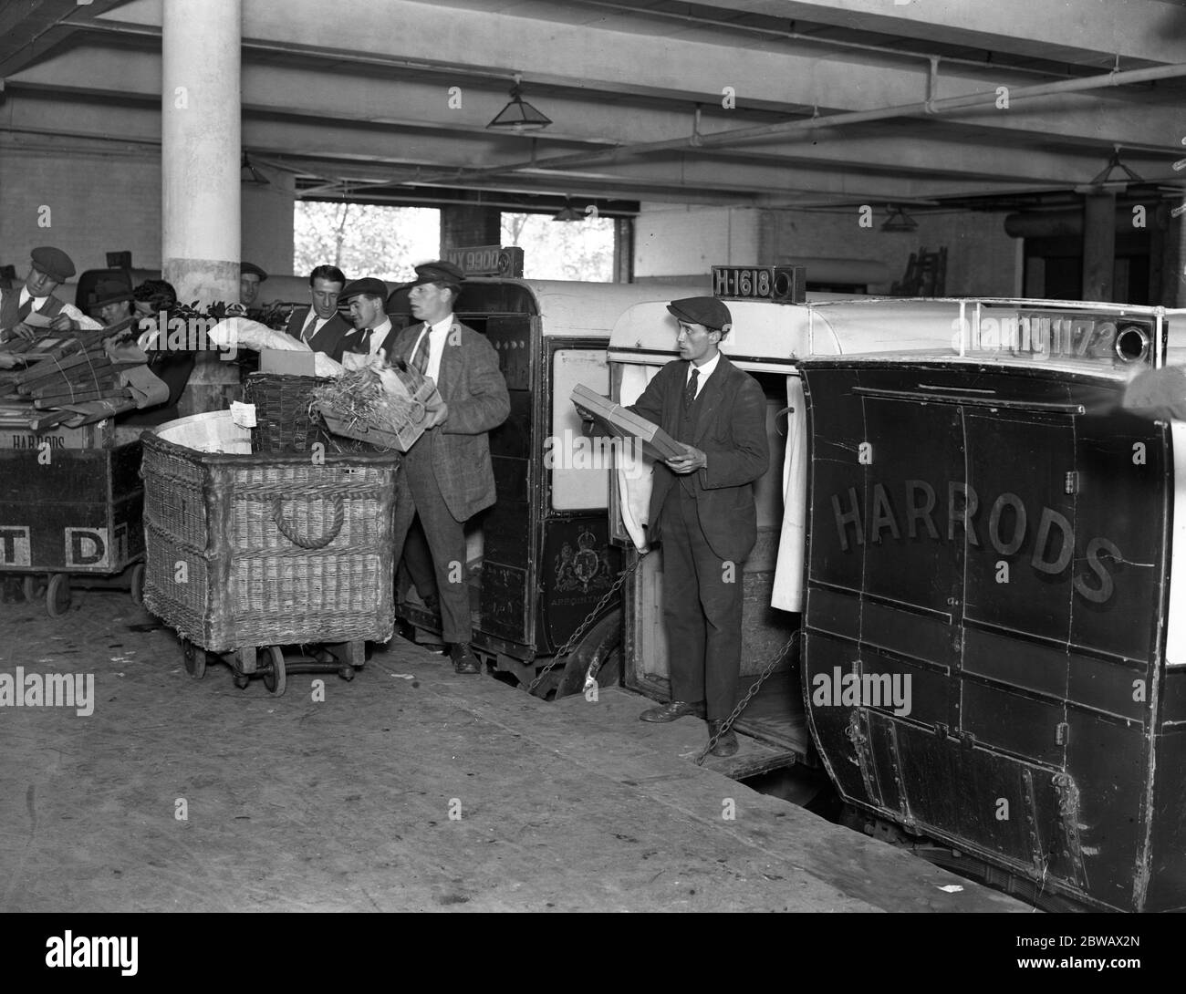 Despatch department hi-res stock photography and images - Alamy